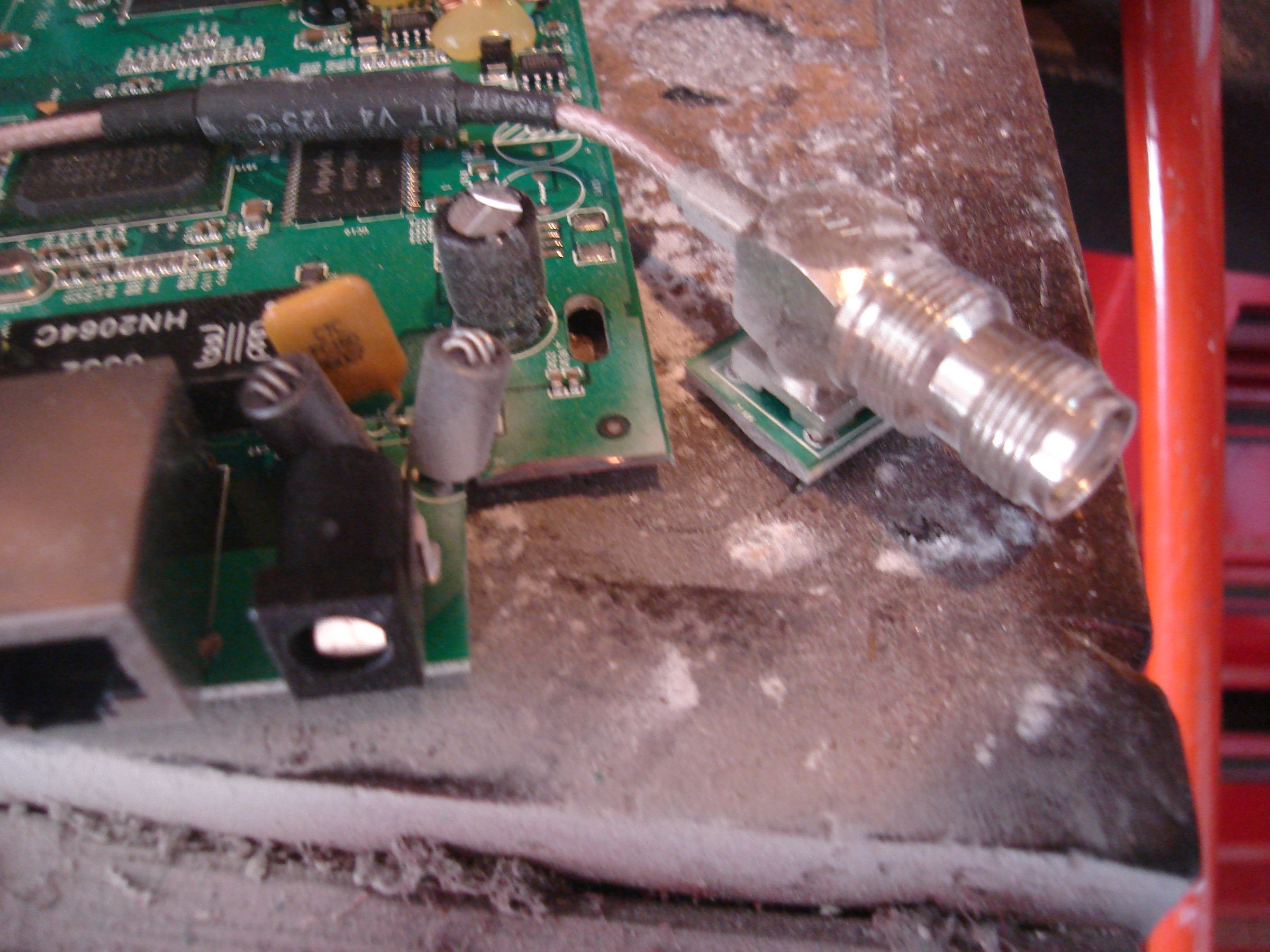 External Bluetooth Antenna for Increased Range! : 4 Steps - Instructables