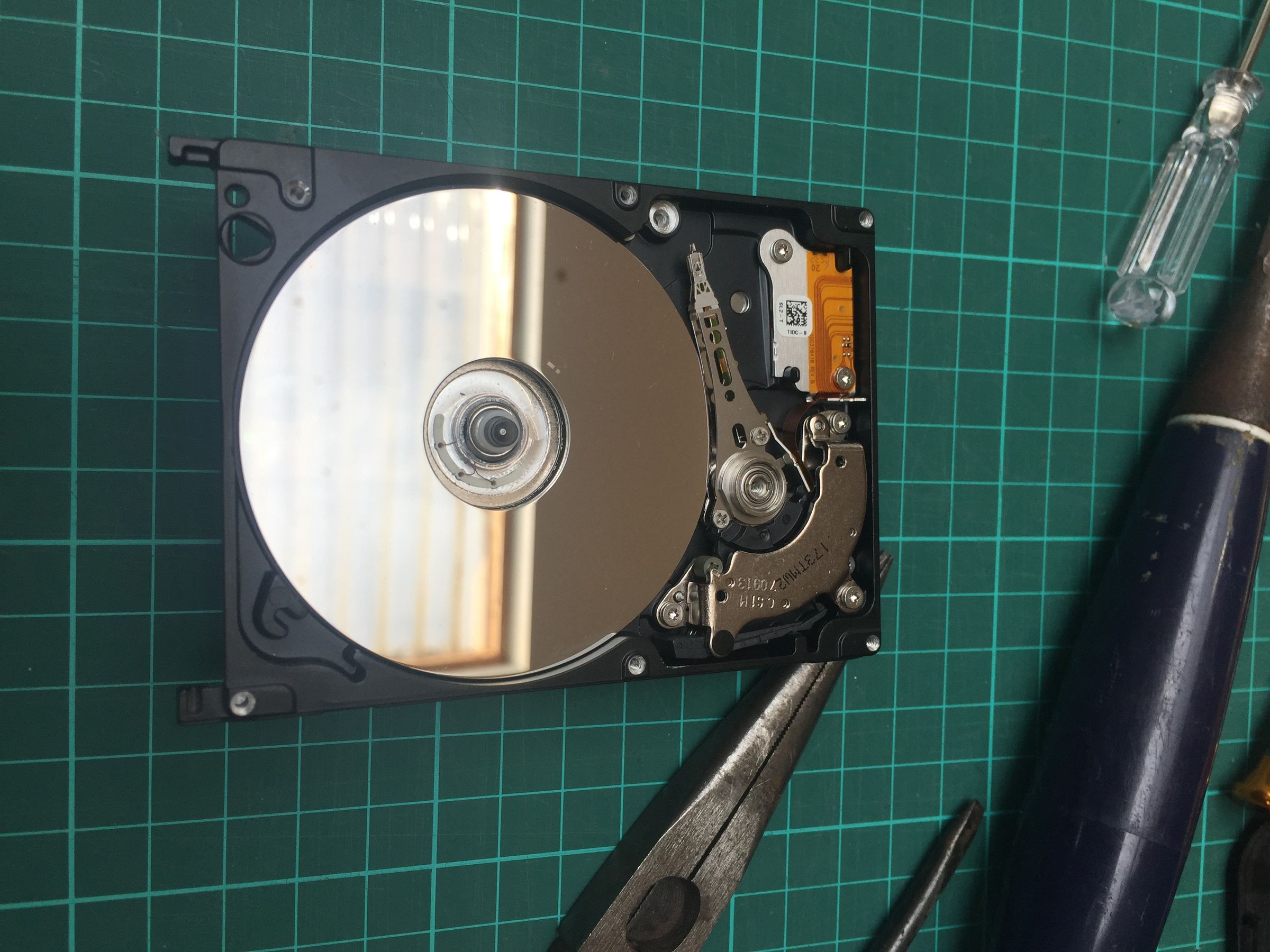 Hard Drive Clock : 12 Steps (with Pictures) - Instructables