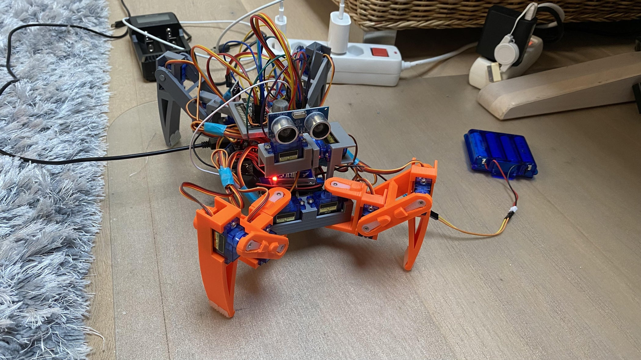 Quadruped Robot Model for Mars : 12 Steps (with Pictures) - Instructables