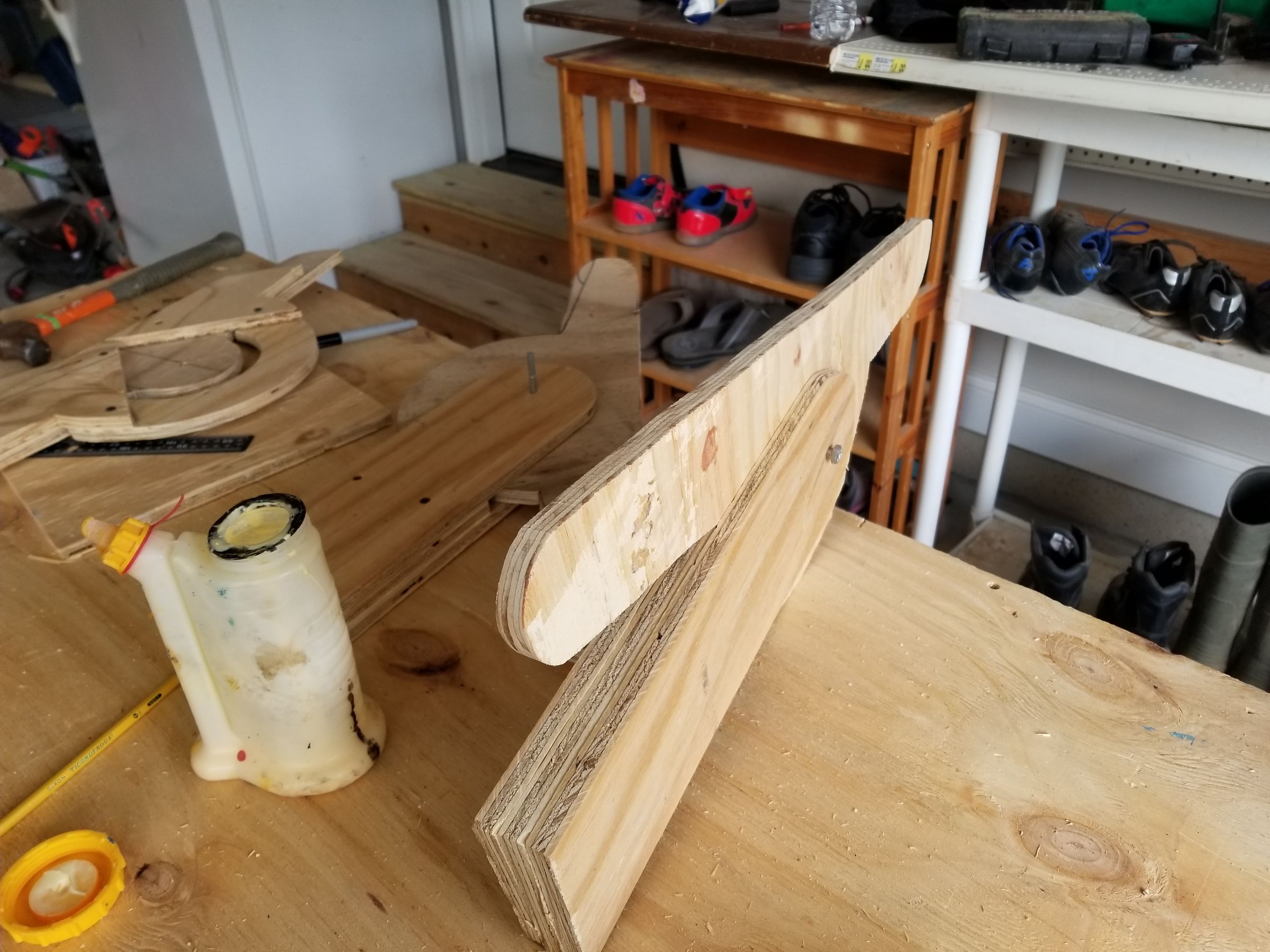 Drafting Table : 21 Steps (with Pictures) - Instructables