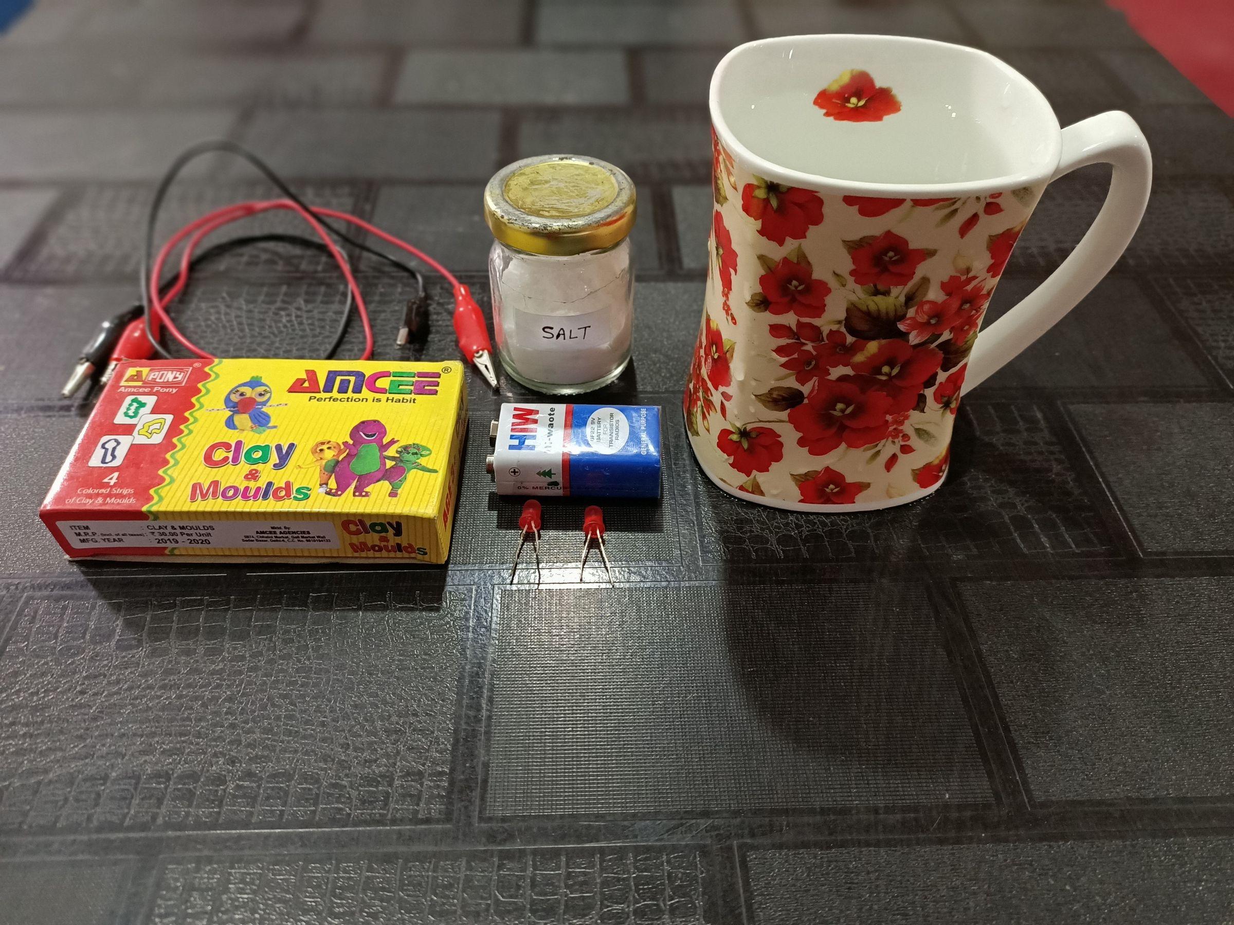 FUN WITH CIRCUITS USING MODELING CLAY : 5 Steps (with Pictures ...
