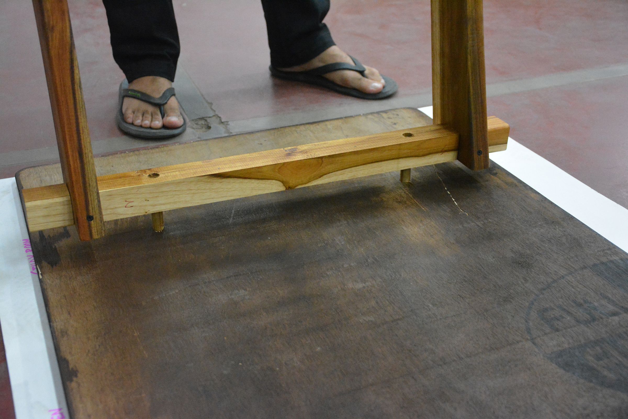 Easy to Make Wooden Table : 18 Steps (with Pictures) - Instructables