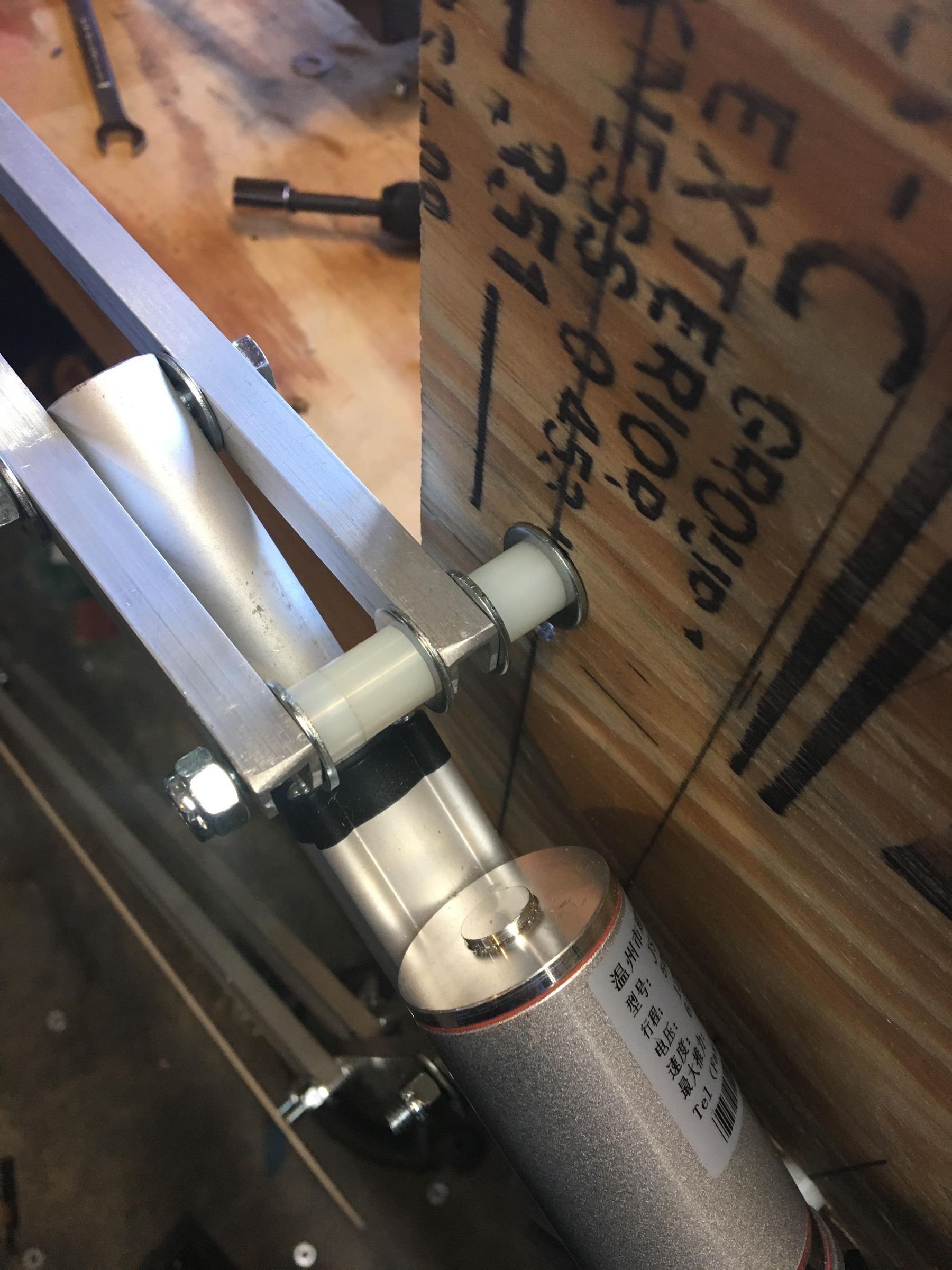 Articulating Electric Mechanical Wings : 10 Steps (with Pictures ...
