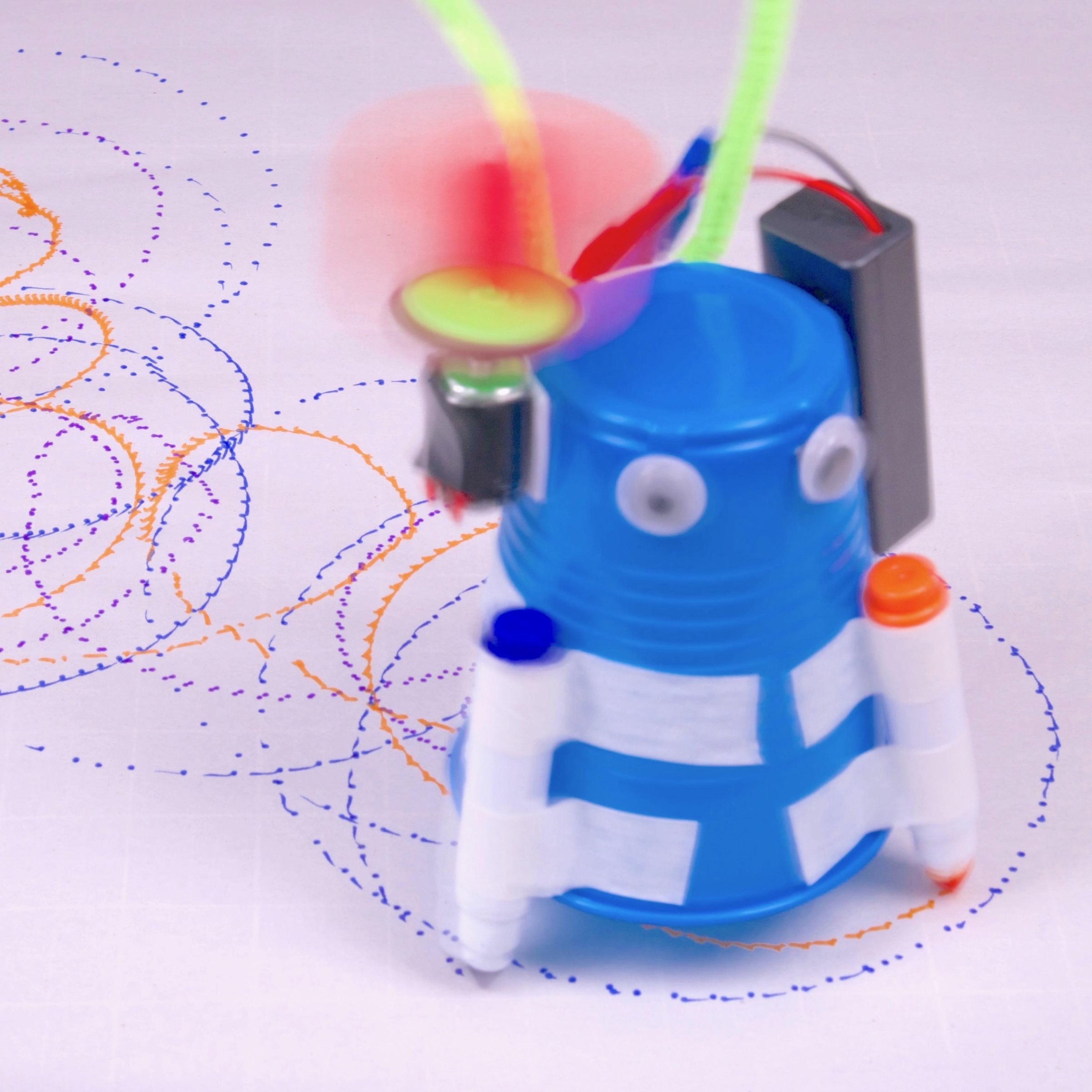 DIY Scribbling Doodle Bot Project - STEM Classic Made Better : 6 Steps ...