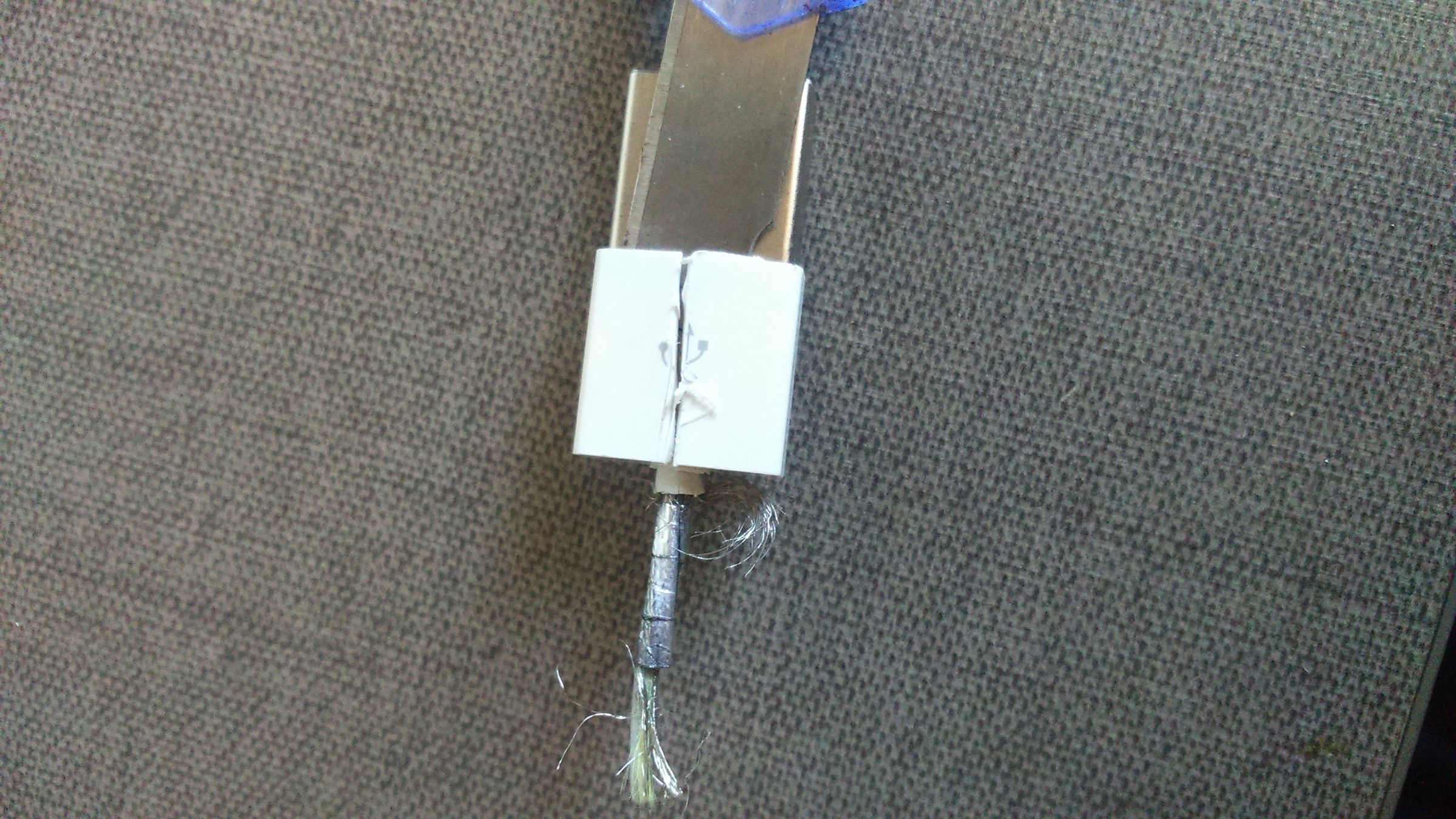 How to Fix the Cable Lightning Apple : 4 Steps (with Pictures ...