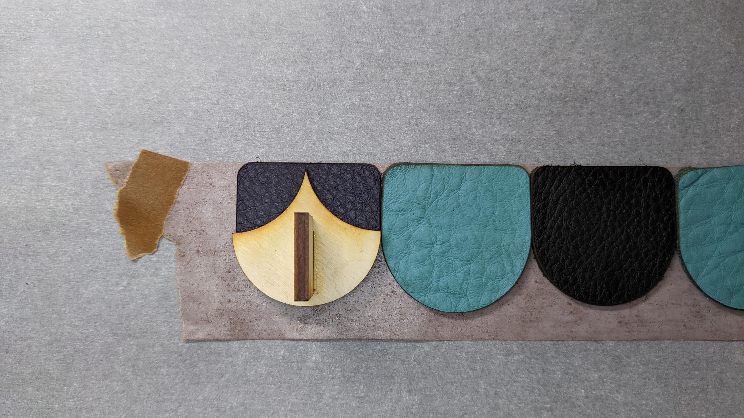 Scrap Leather Scales : 6 Steps (with Pictures) - Instructables