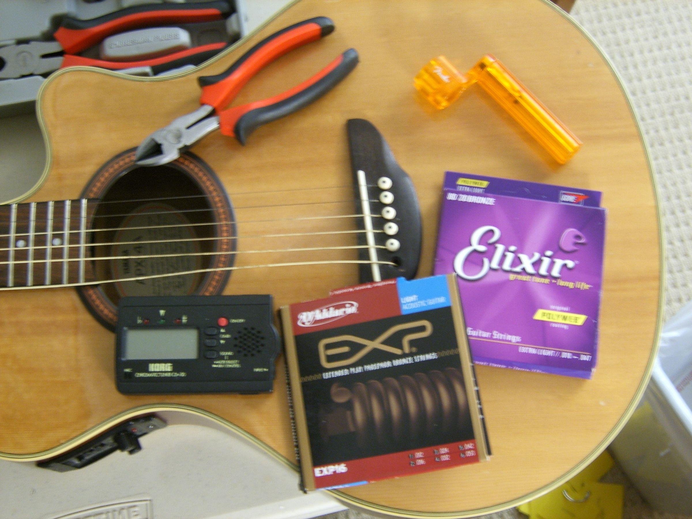 How to String a Guitar : 8 Steps (with Pictures) - Instructables