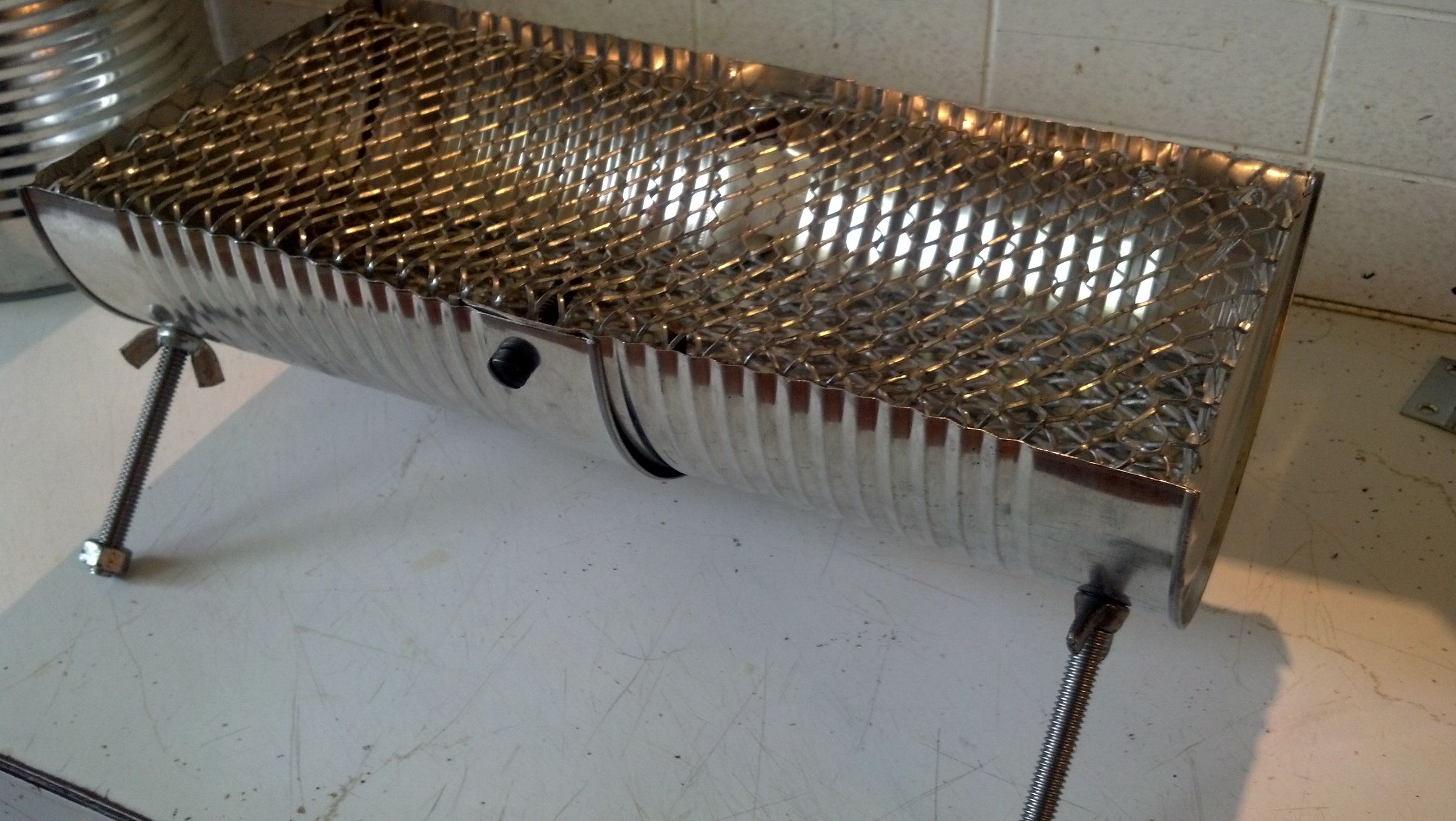 DIY Mini Bbq Grill : 10 Steps - Instructables