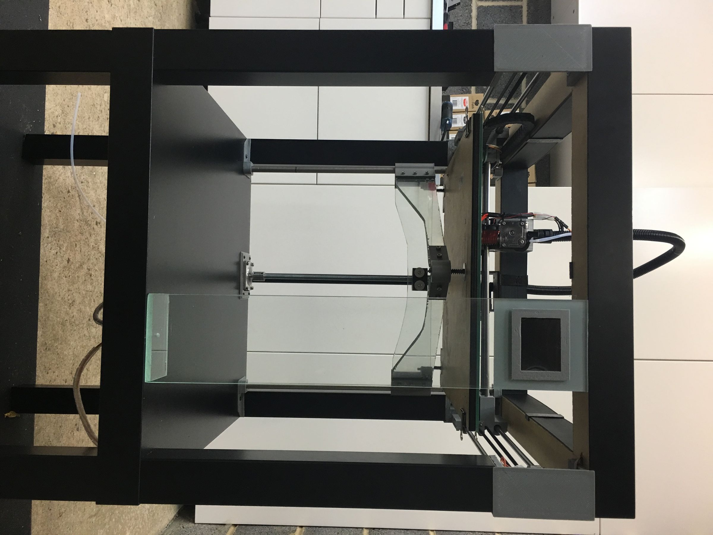 PRINTTABLE the Affordable, Attractive IKEA Lack Table Hack to Create a ...