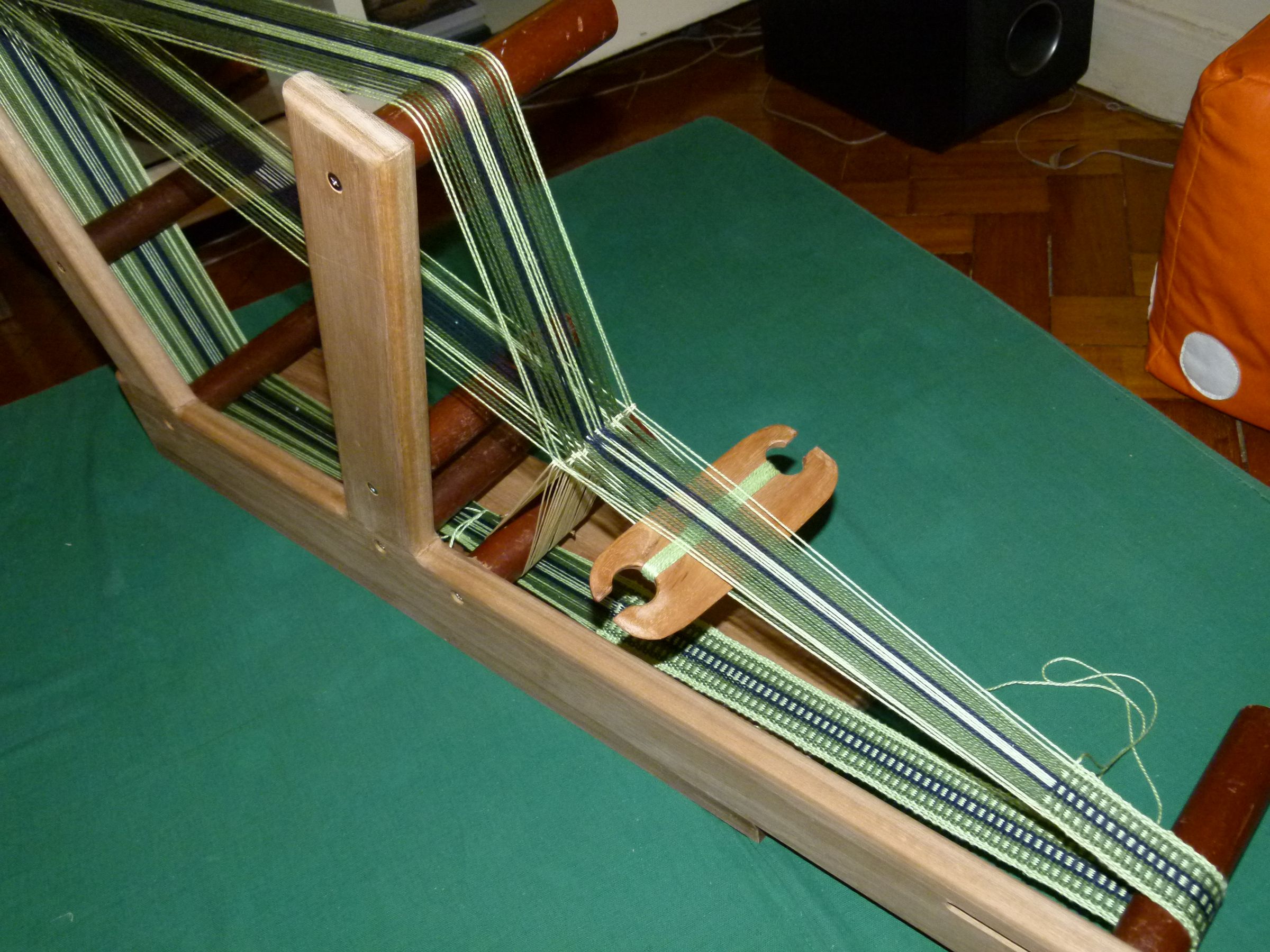 Discover and Build an Inkle Loom! : 10 Steps (with Pictures ...