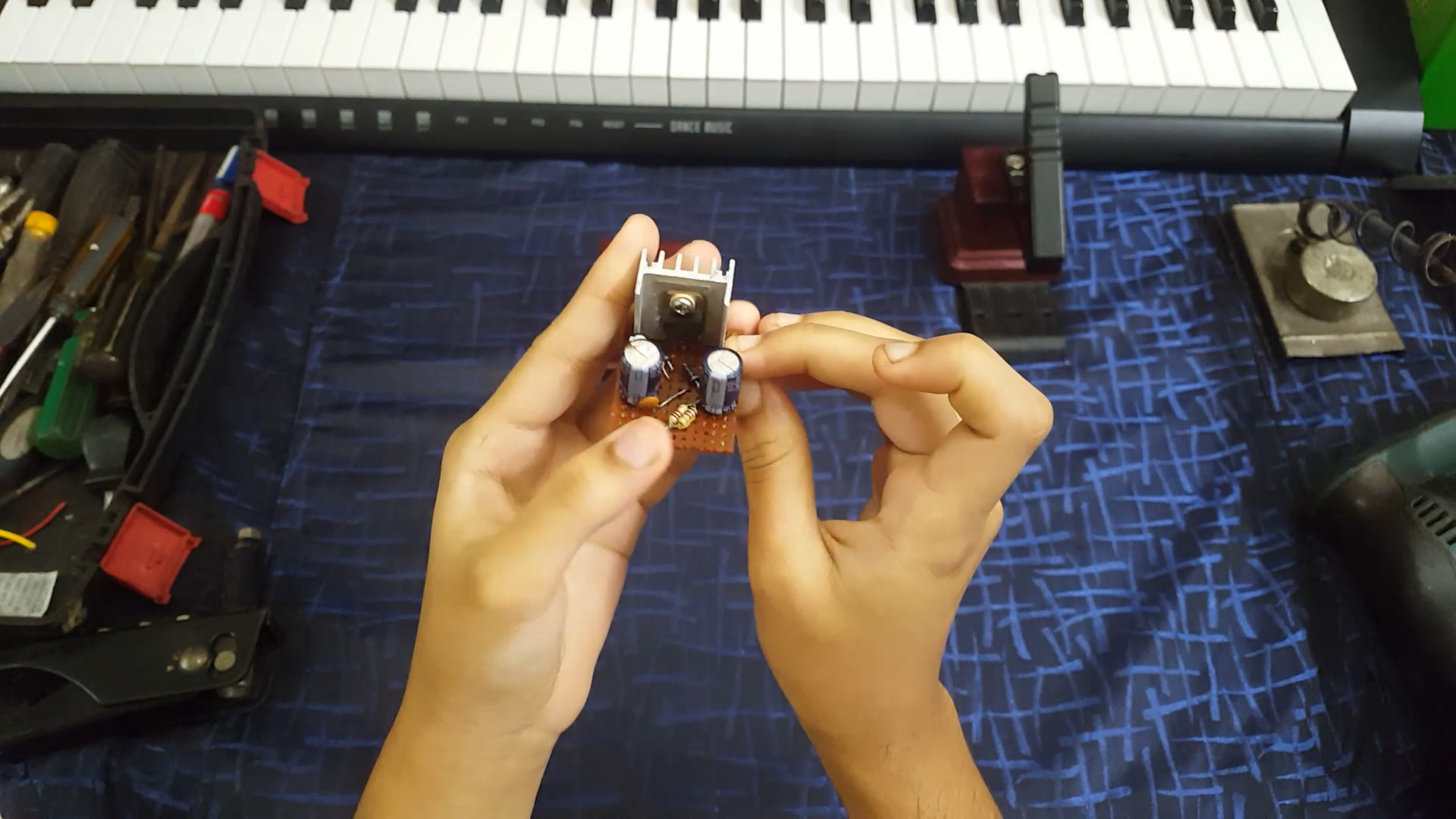 Mini Tornado Maker : 5 Steps (with Pictures) - Instructables