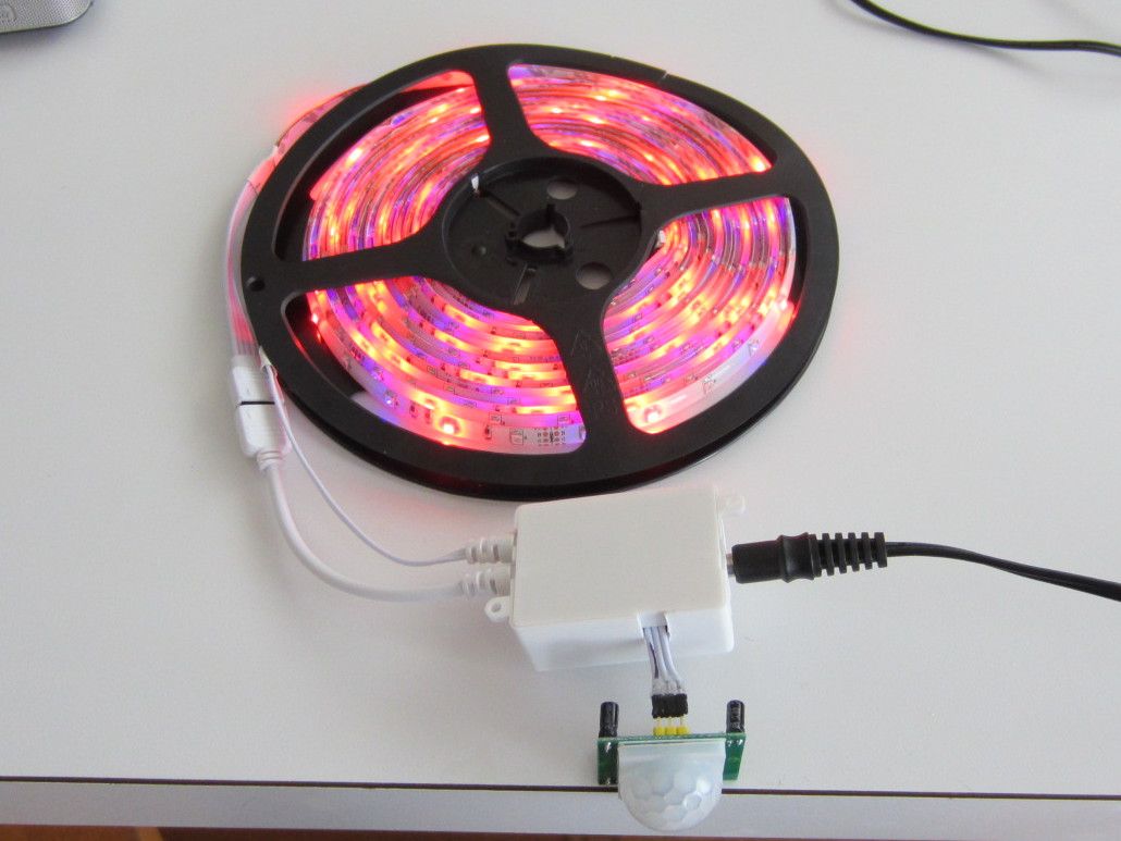 Hack Your LED Strip With a Motion Sensor and Timer : 10 Steps ...