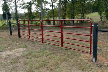 How to Hang a Farm Gate/Fence : 11 Steps (with Pictures) - Instructables