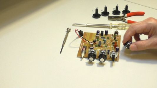 Construct a Ham Receiver From Electronic Components: Solder a Ramsey ...