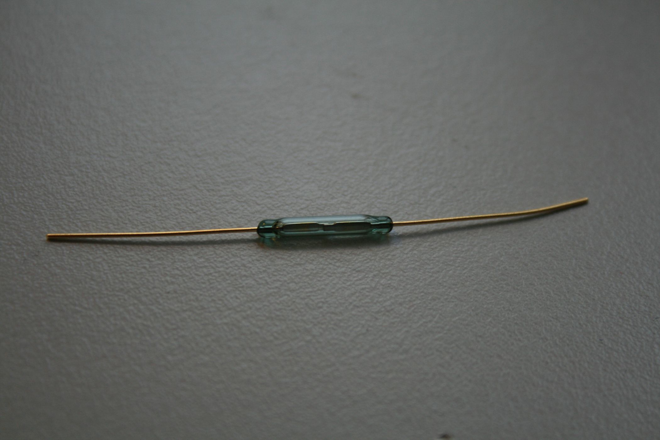Cheap Reed Switch for Fischertechnik : 3 Steps - Instructables