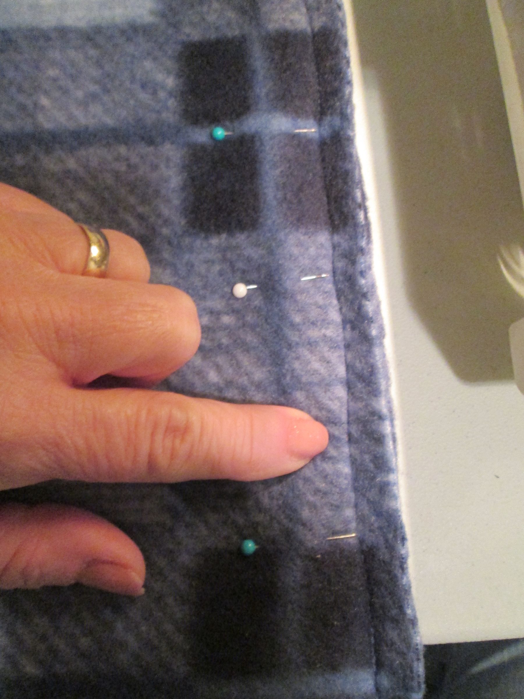 Homemade Fleece Neck Gaiter : 17 Steps - Instructables