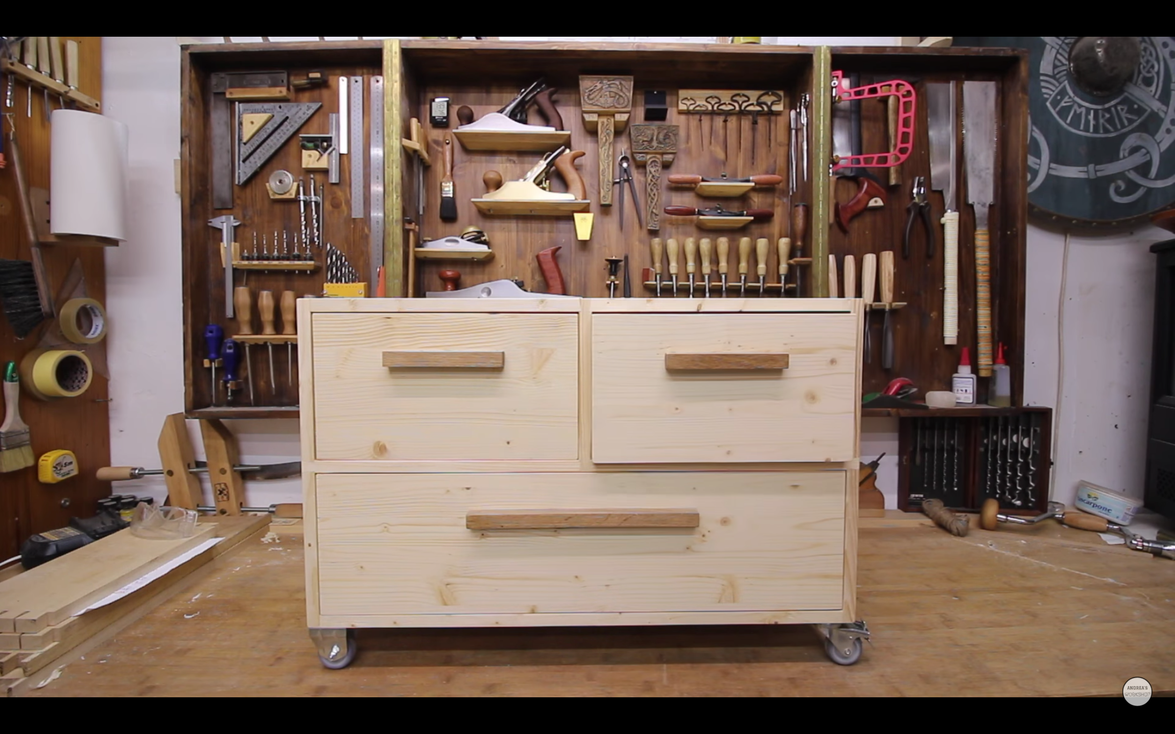 Rolling Storage Cabinet : 6 Steps (with Pictures) - Instructables