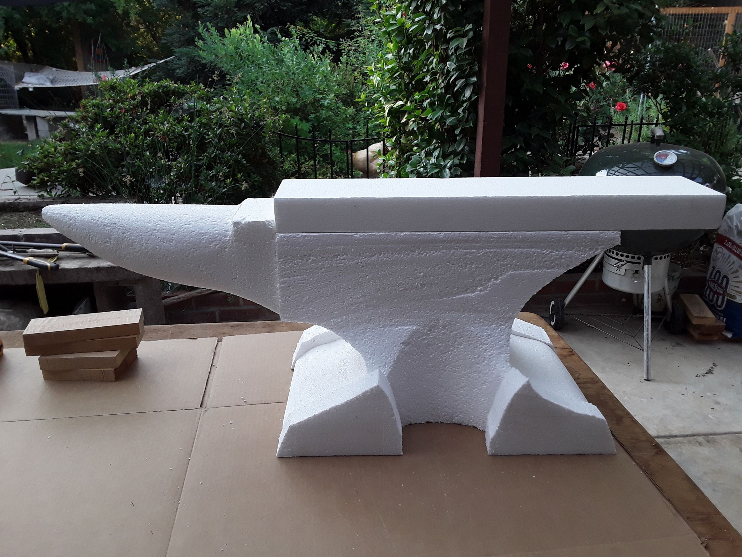 ACME Anvil Prop From Recycled Styrofoam : 6 Steps (with Pictures ...