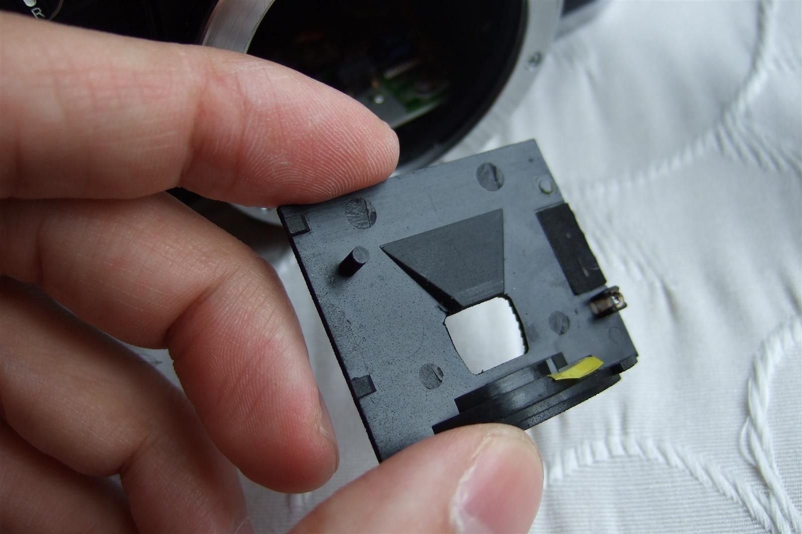 Olympus OM10 Sticky Shutter Repair : 4 Steps - Instructables