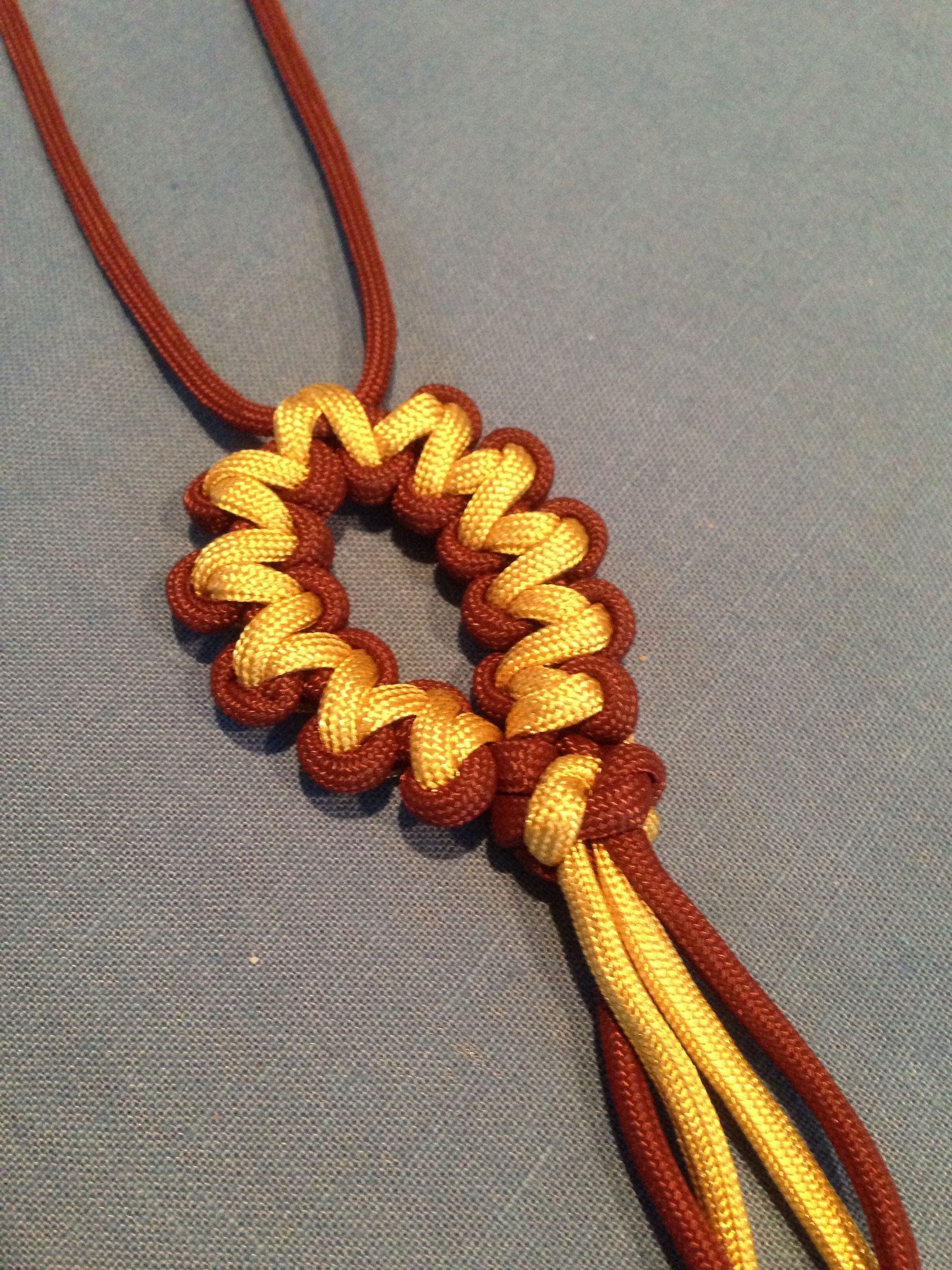 Paracord Desert Flower Medallion : 21 Steps (with Pictures) - Instructables
