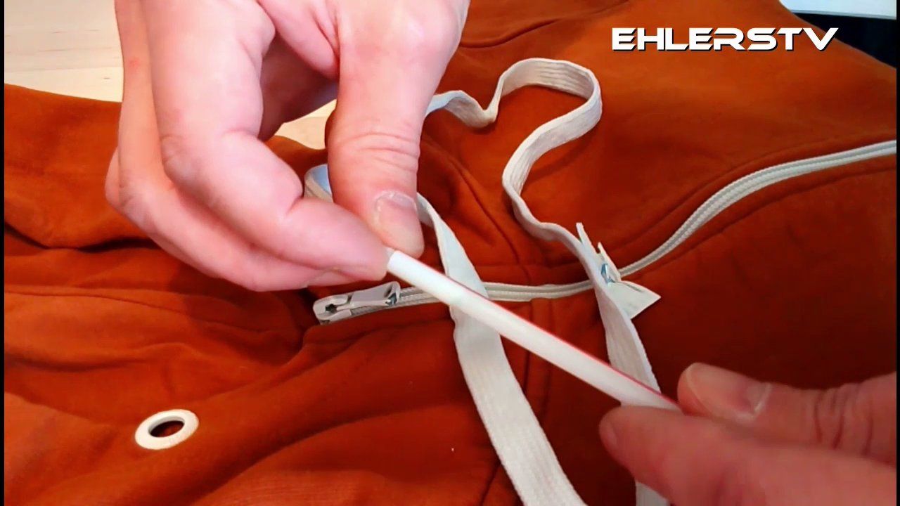 Rethread Your Hoodie (in Less Than 1 Minute) - Life Hack : 6 Steps ...