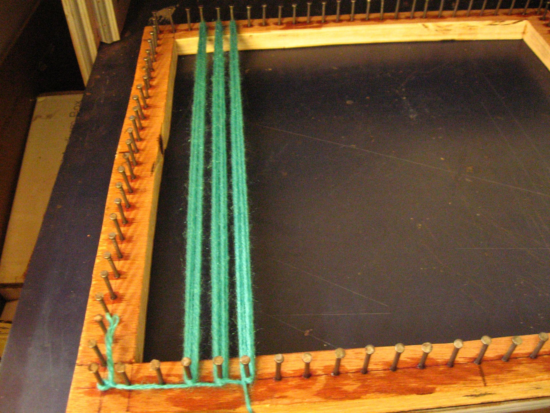 How to Weave a Small Table Mat With Home Made Loom : 13 Steps (with ...