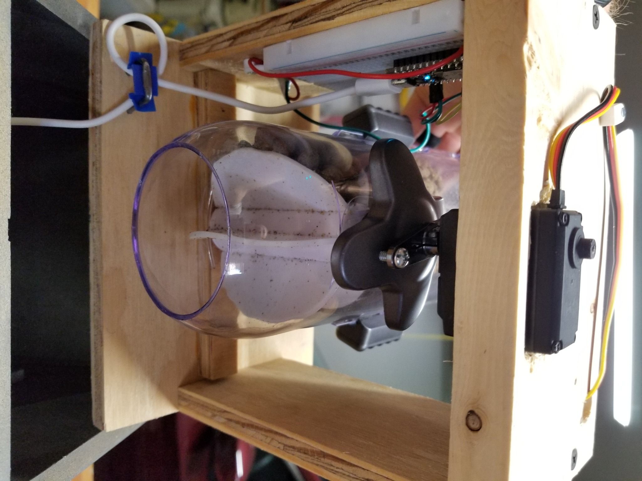 IoT Cat Feeder Using Particle Photon Integrated With Alexa, SmartThings, IFTTT, Google Sheets ...