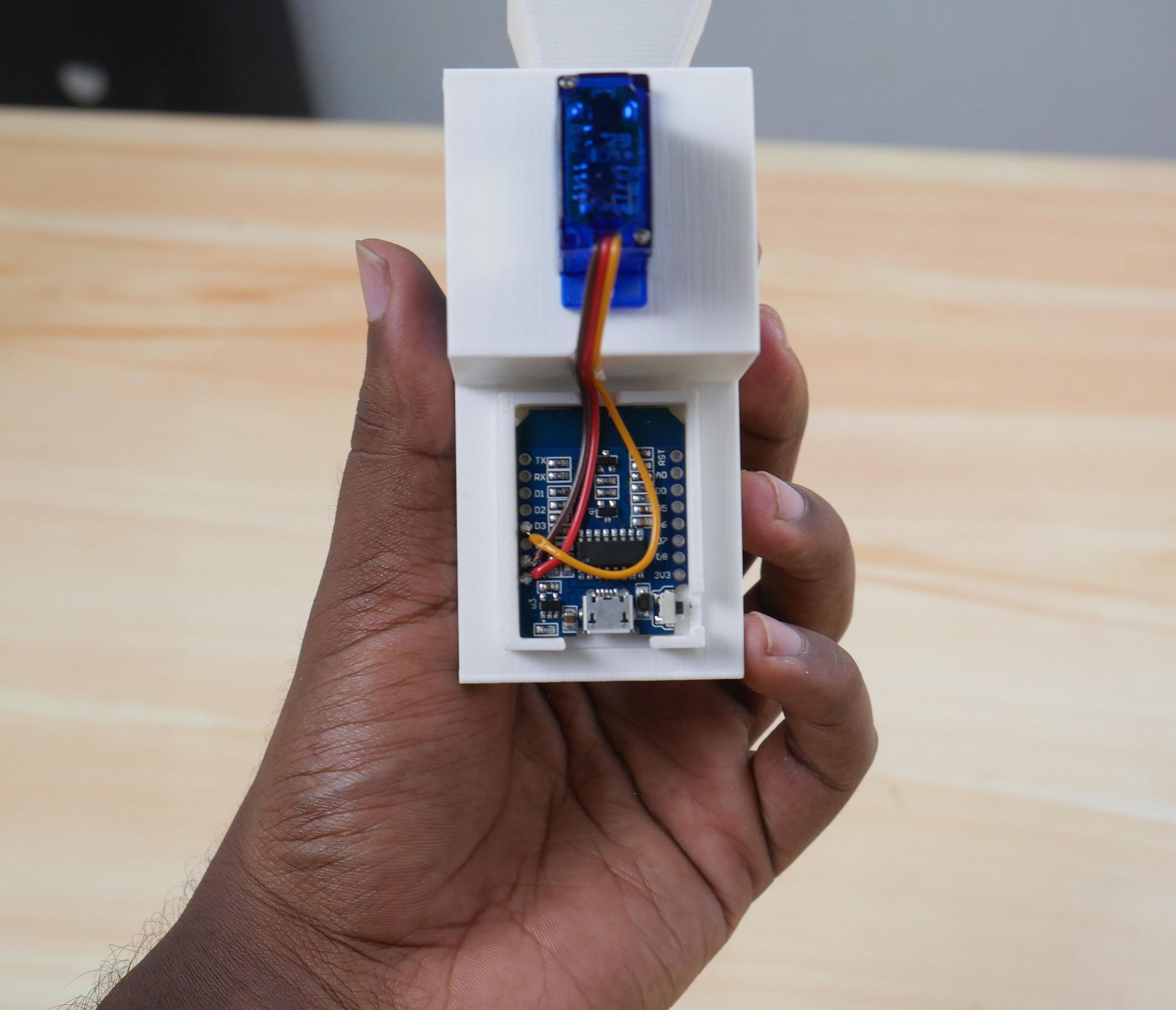 Aquassist : DIY Automatic Fish Feeder With Companion App : 10 Steps ...