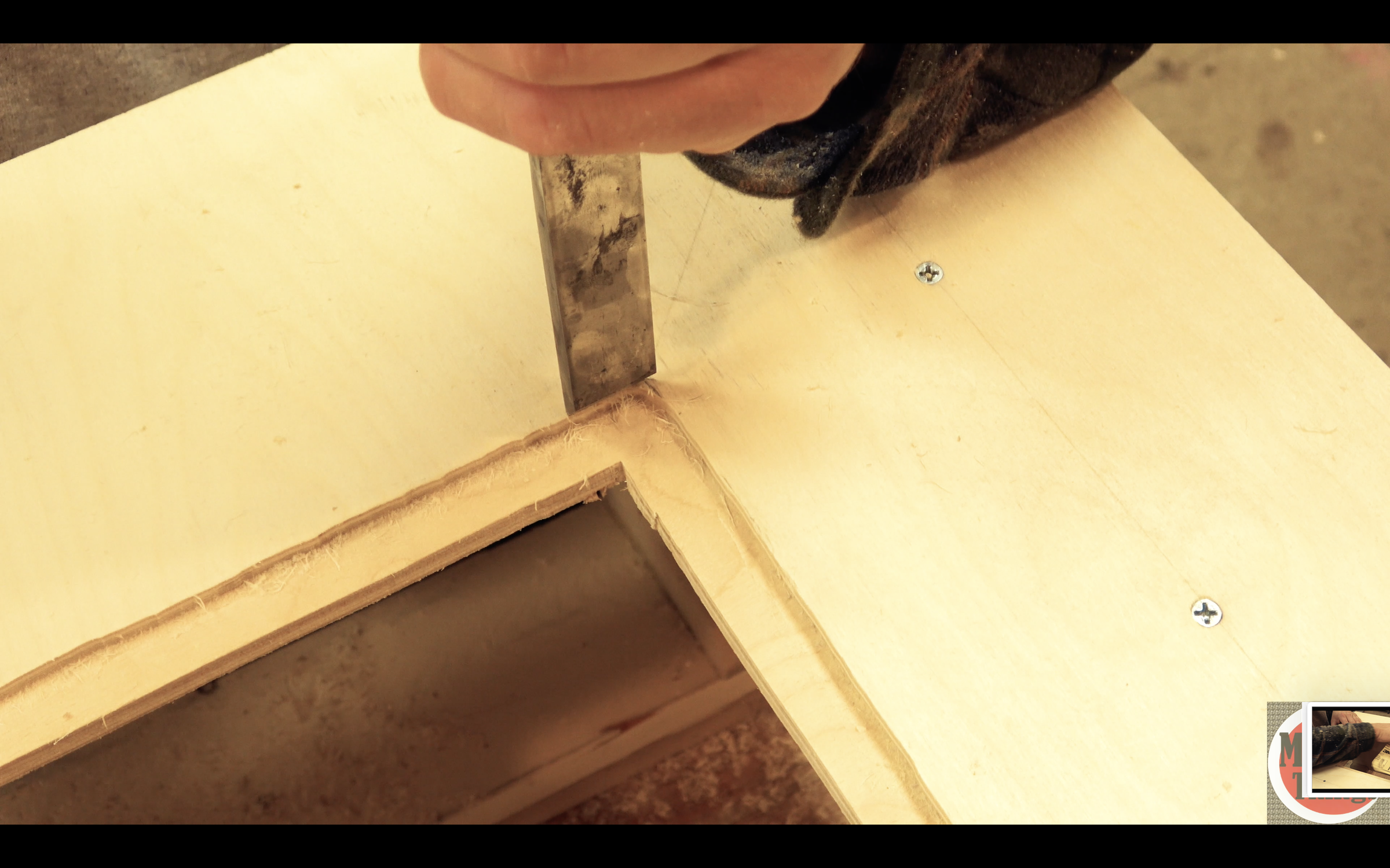 Desktop Router Table Using Only 3 HAND Power Tools : 12 Steps (with ...