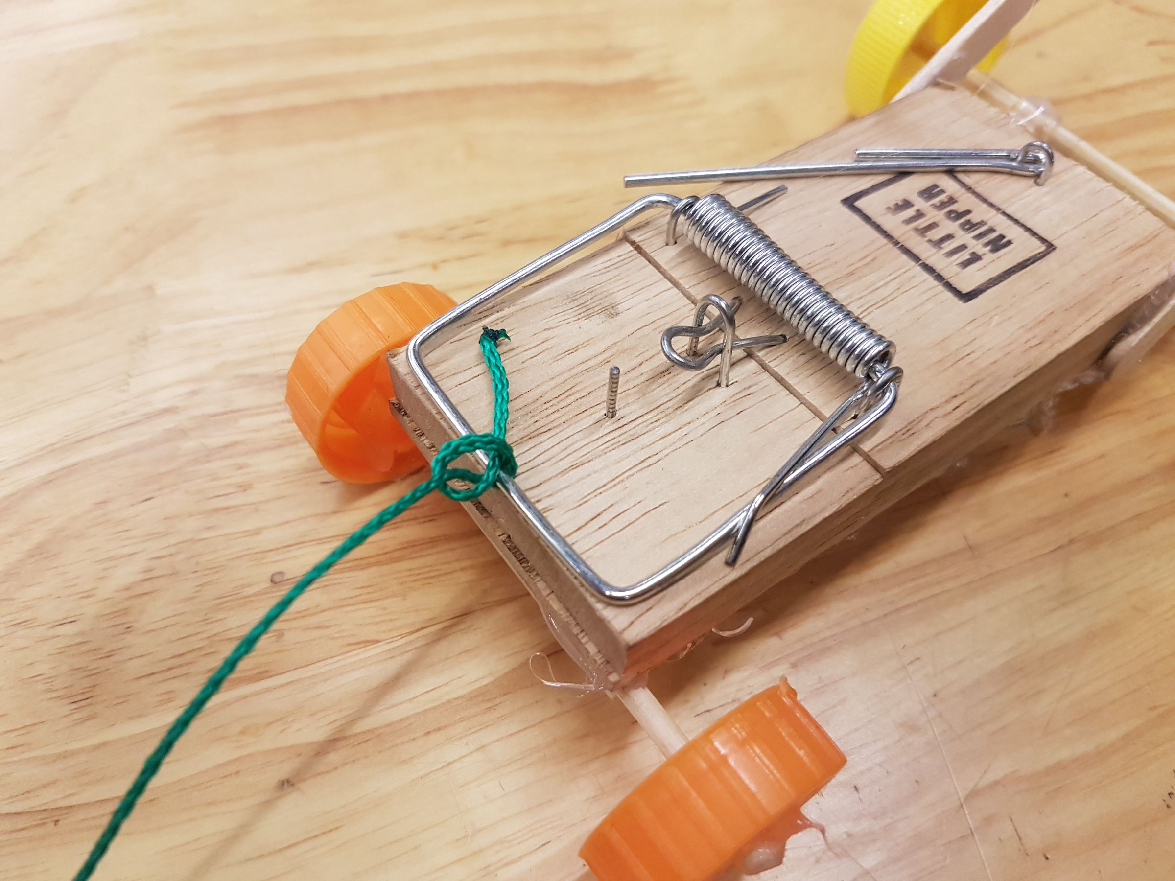 Mousetrap Car : 6 Steps (with Pictures) - Instructables