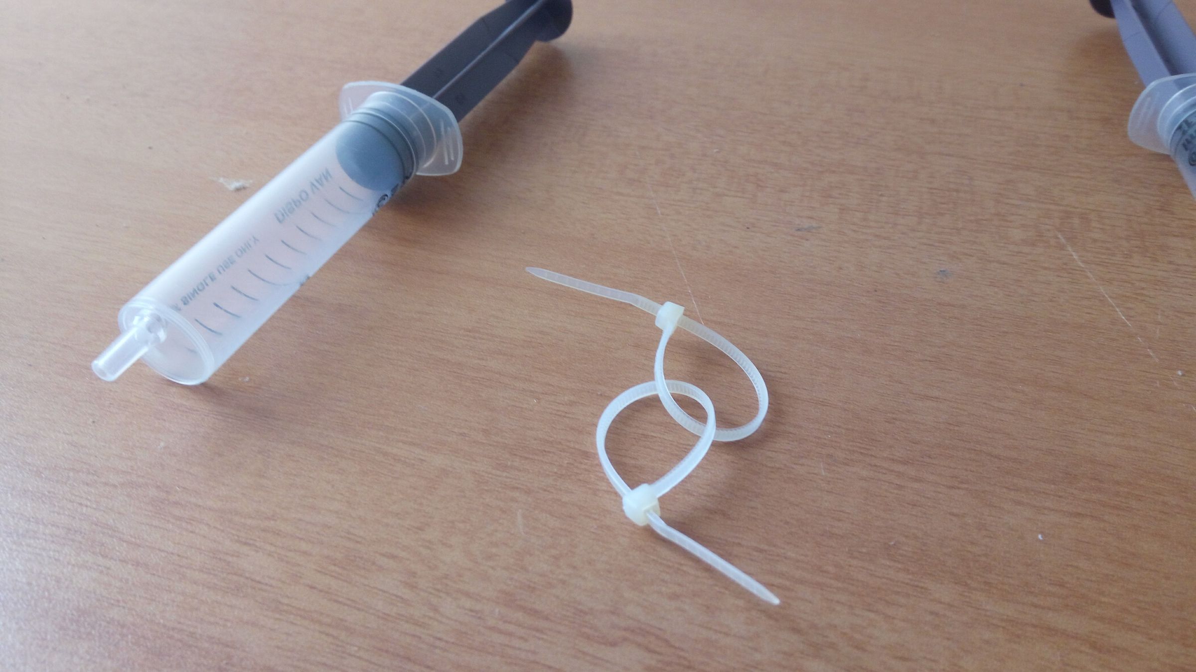 CARDBOARD Robotic Hydraulic Arm : 16 Steps (with Pictures) - Instructables