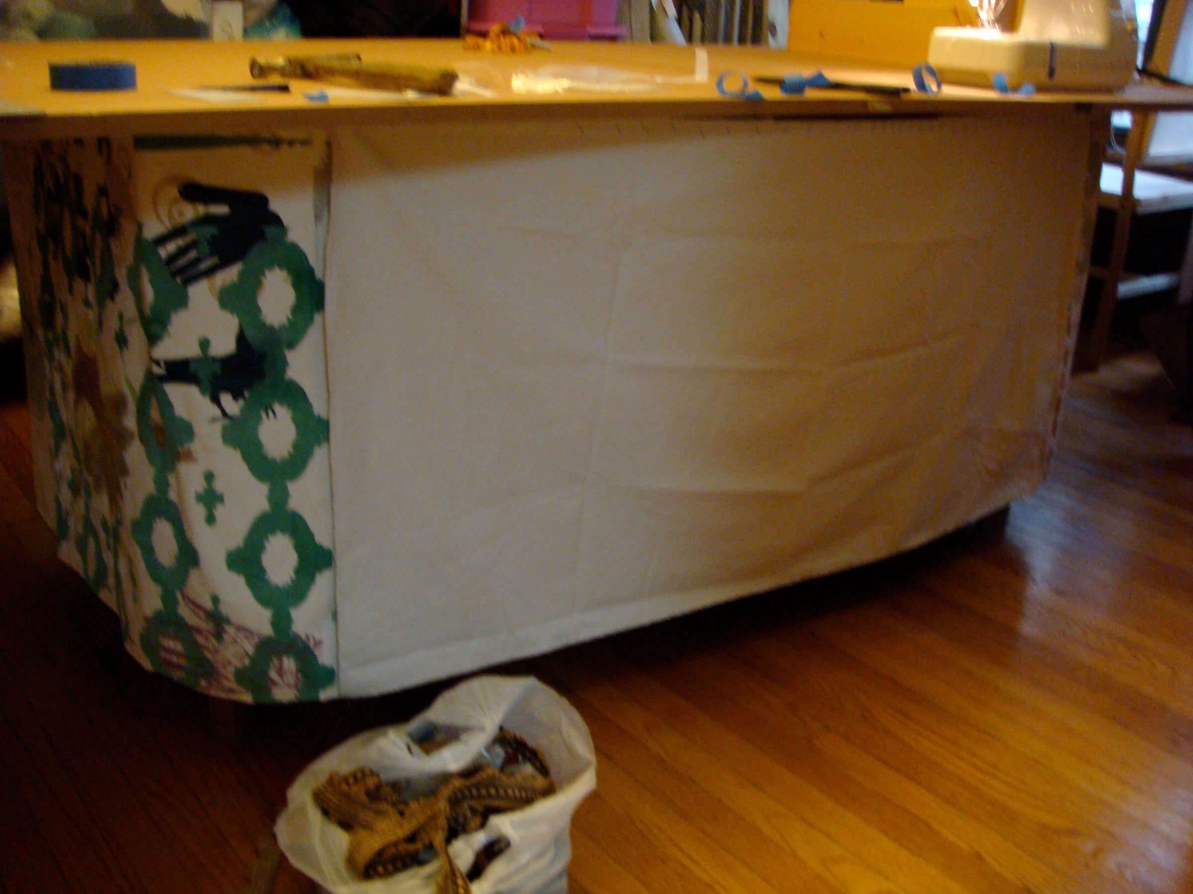 Build a Profesional Style Screen Printing Table : 5 Steps - Instructables