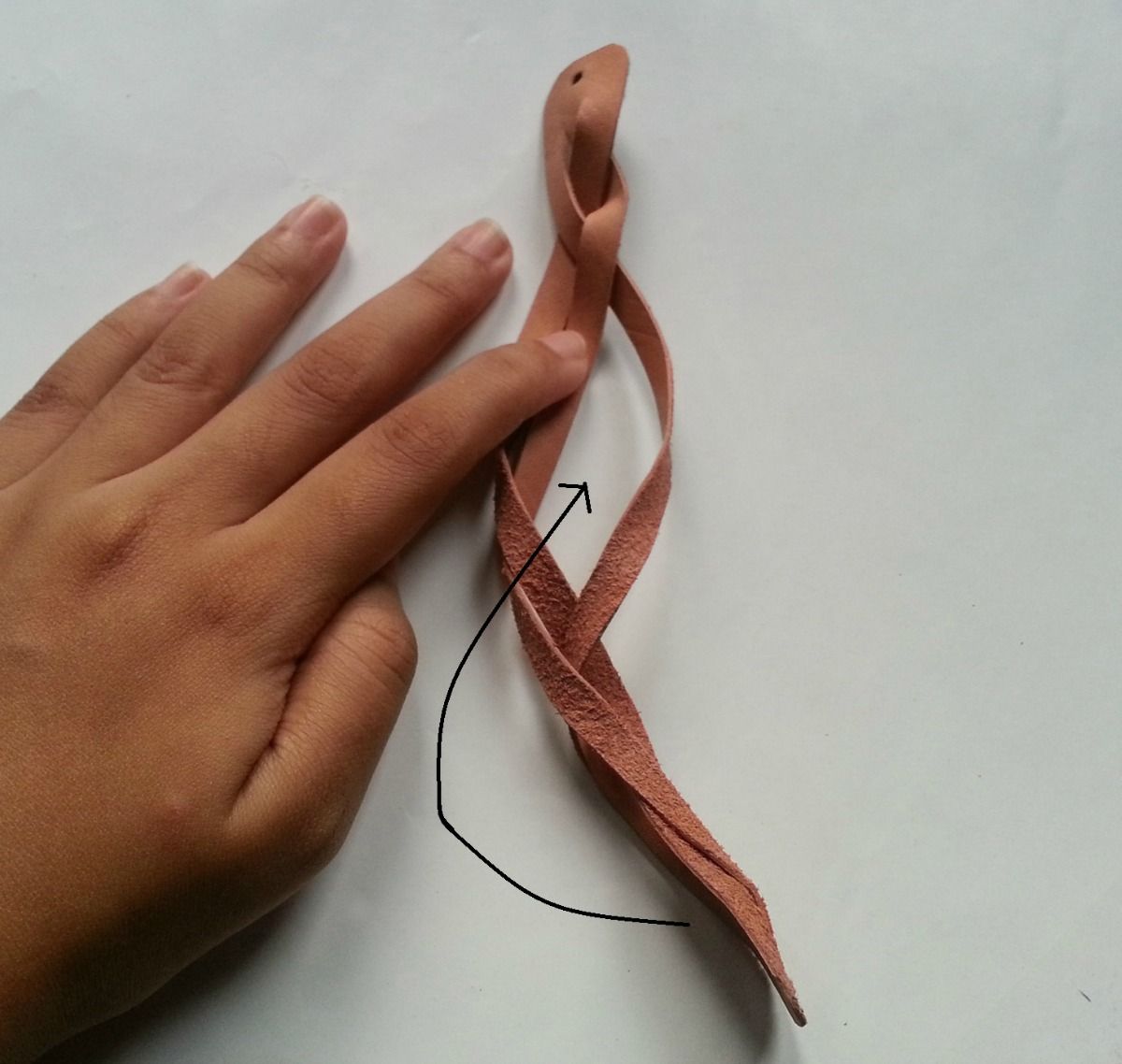 DIY Magic Braided Bracelet : 6 Steps (with Pictures) - Instructables