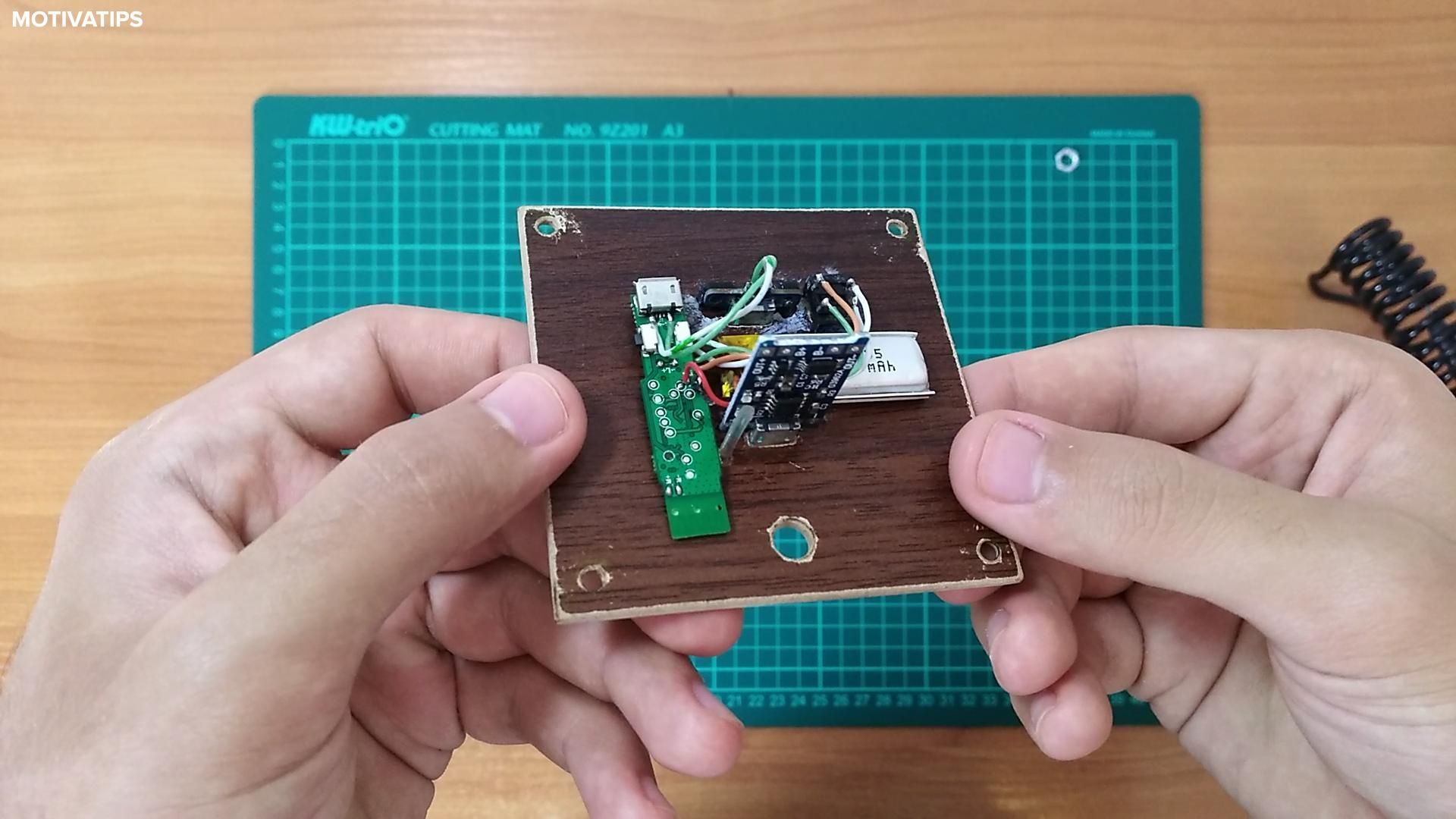 DIY Bluetooth Speaker (how-to) : 4 Steps (with Pictures) - Instructables