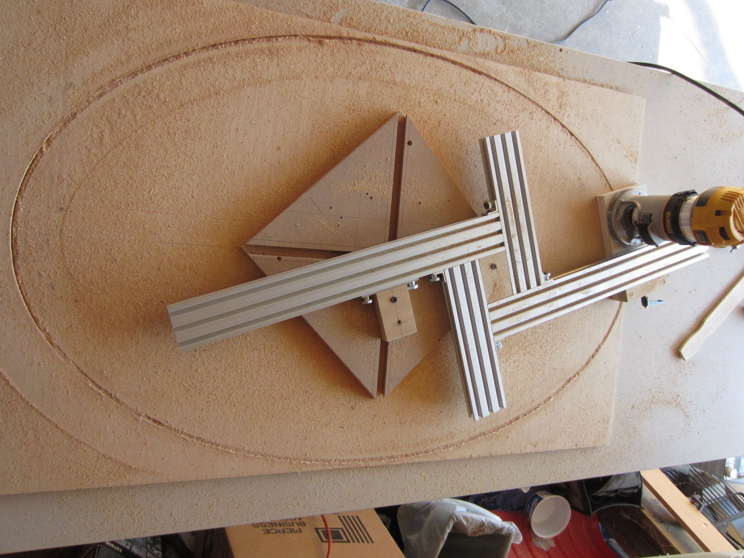 Adjustable Router Guide Template : 11 Steps (with Pictures) - Instructables