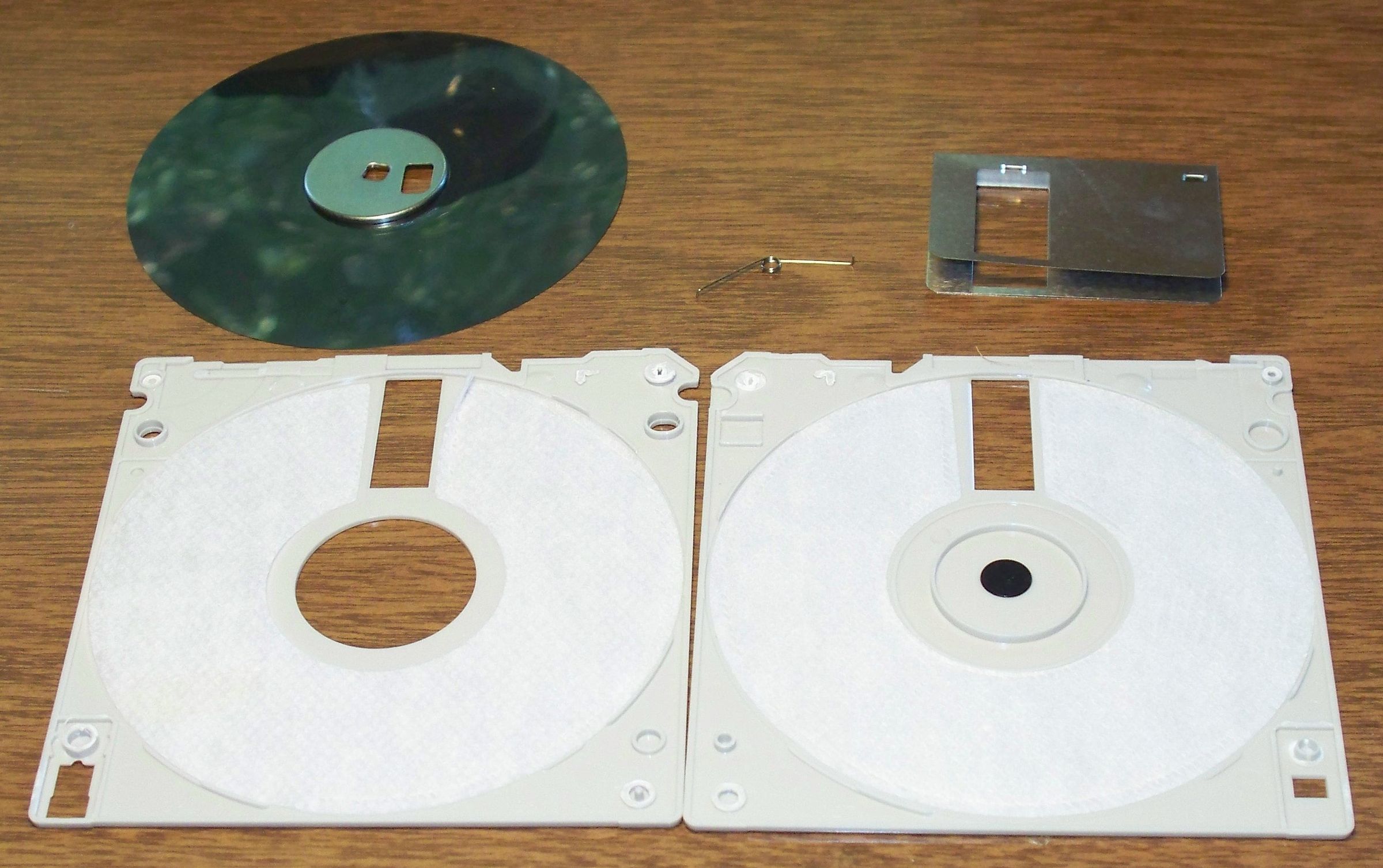 Hide Passwords in an Old Floppy Disk : 6 Steps - Instructables