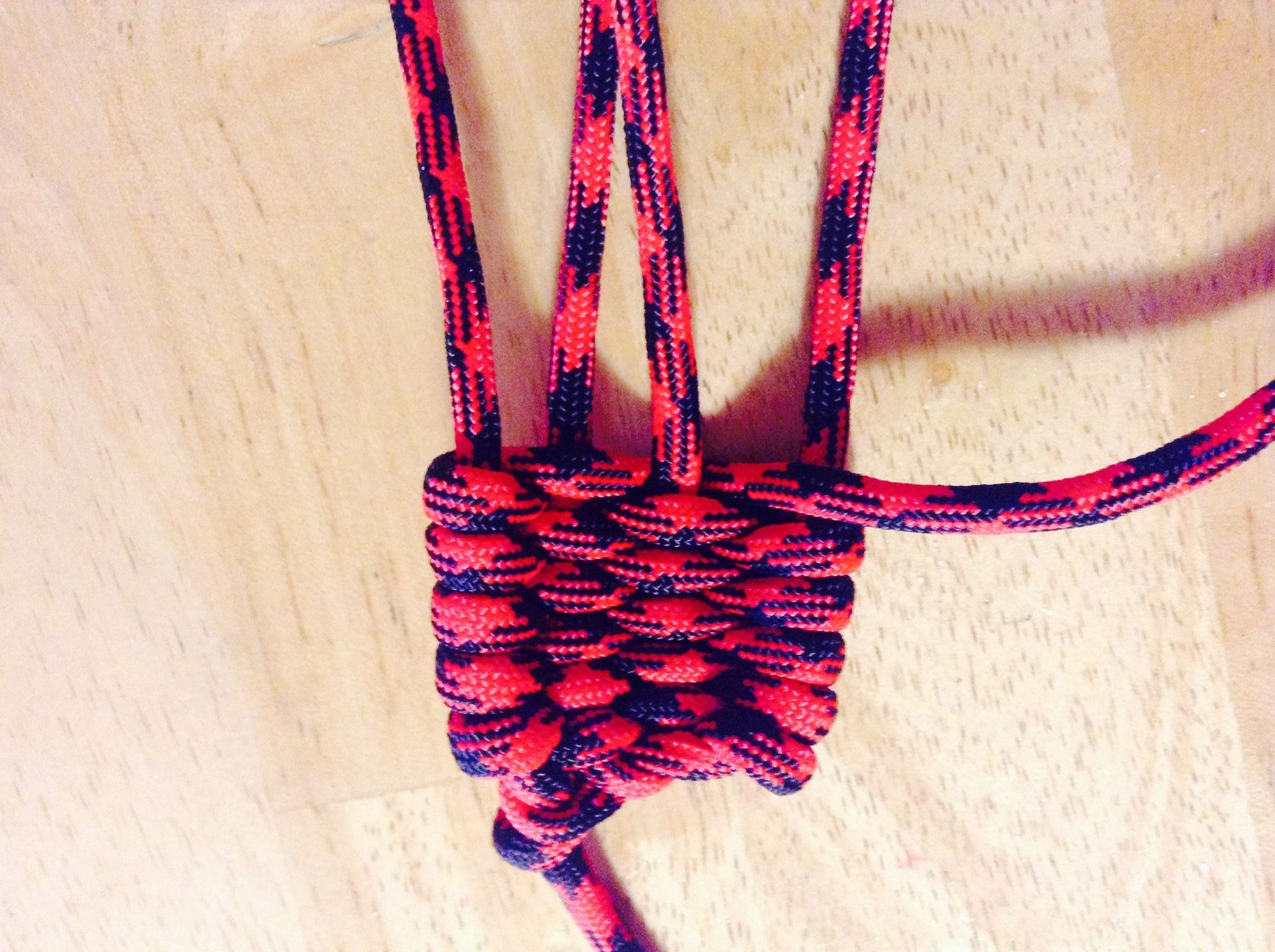 Paracord Rock Sling : 8 Steps - Instructables