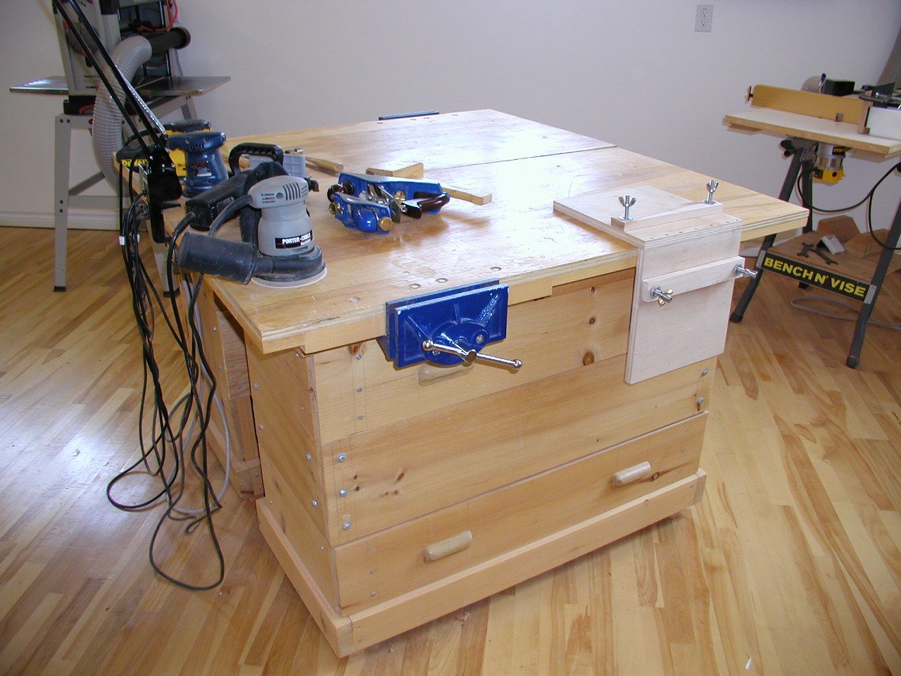 Setting Up a Workshop : 13 Steps (with Pictures) - Instructables