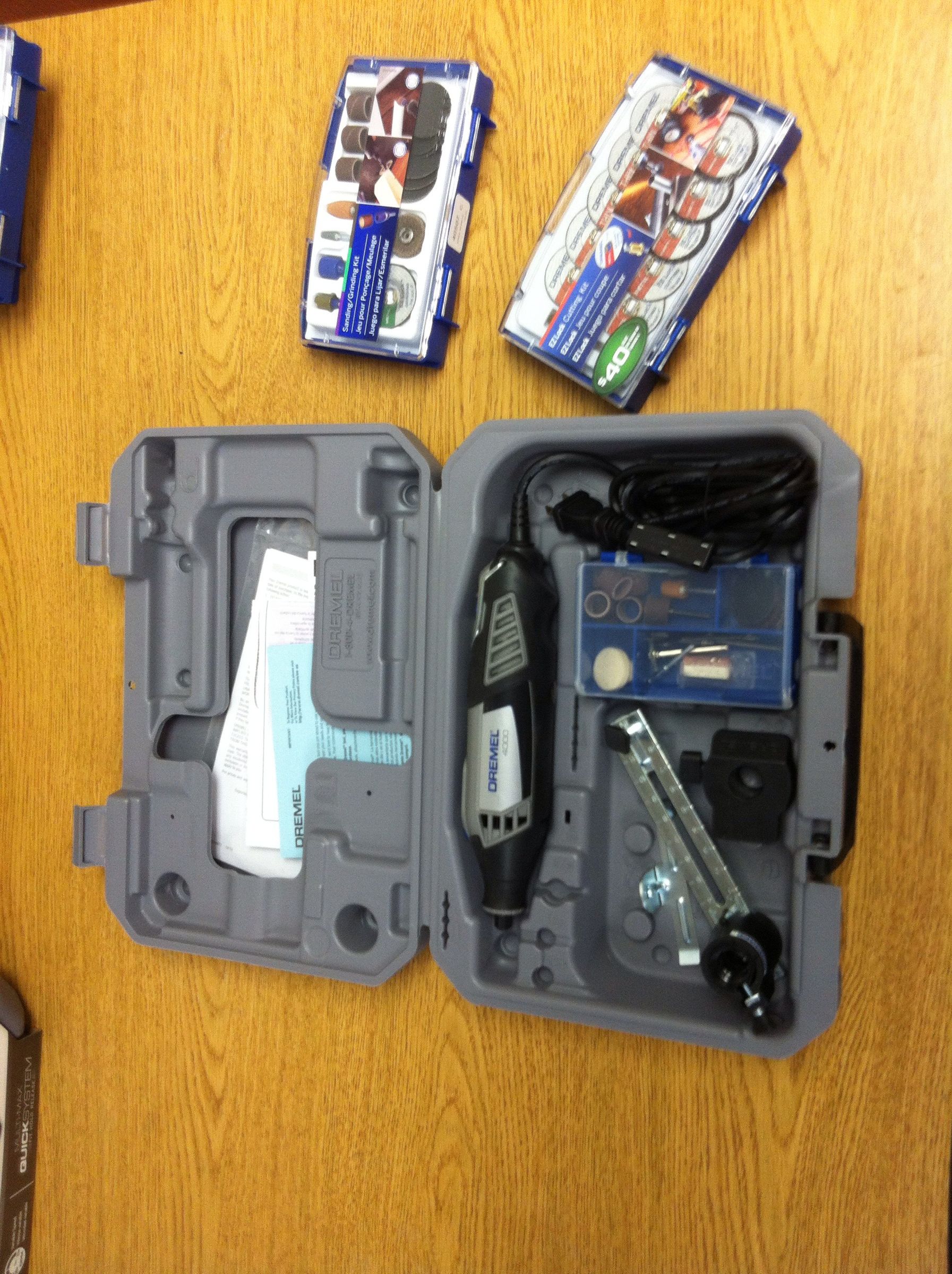 Use a Dremel (tool) to Modify a Dremel (case) : 8 Steps - Instructables