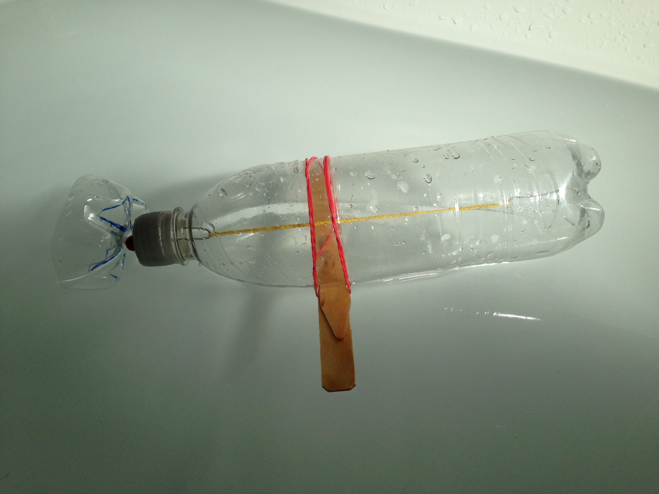 Wind Up Plastic Bottle Submarine : 6 Steps (with Pictures) - Instructables