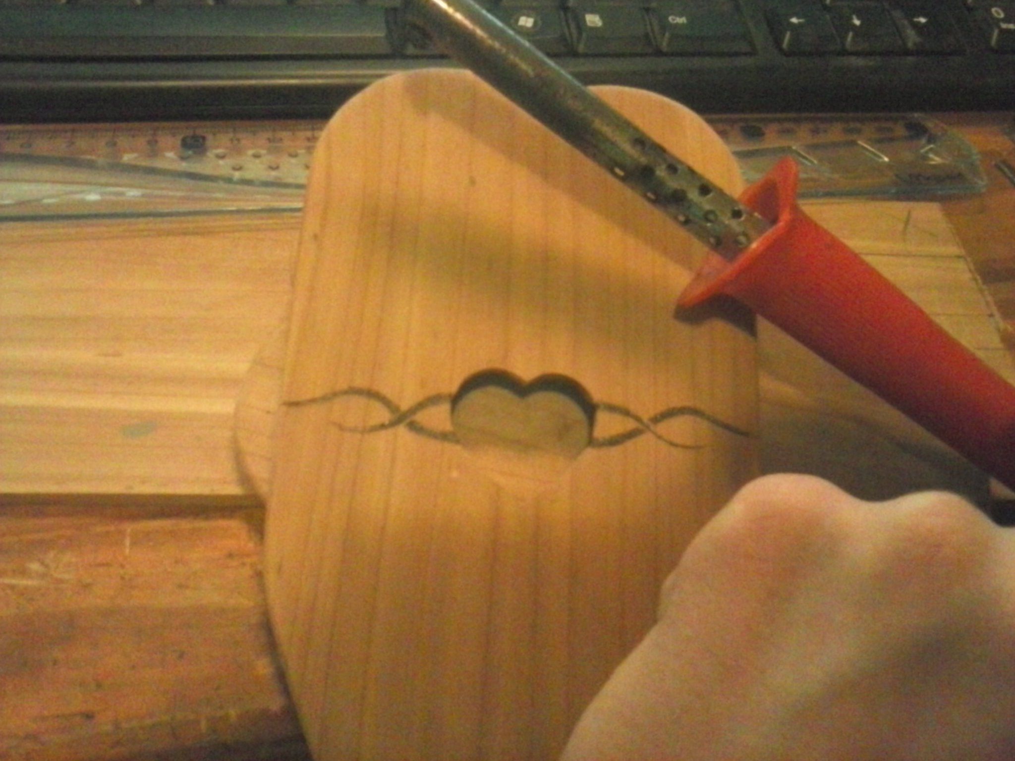 Make a Thumb Piano (Mbira) : 9 Steps (with Pictures) - Instructables