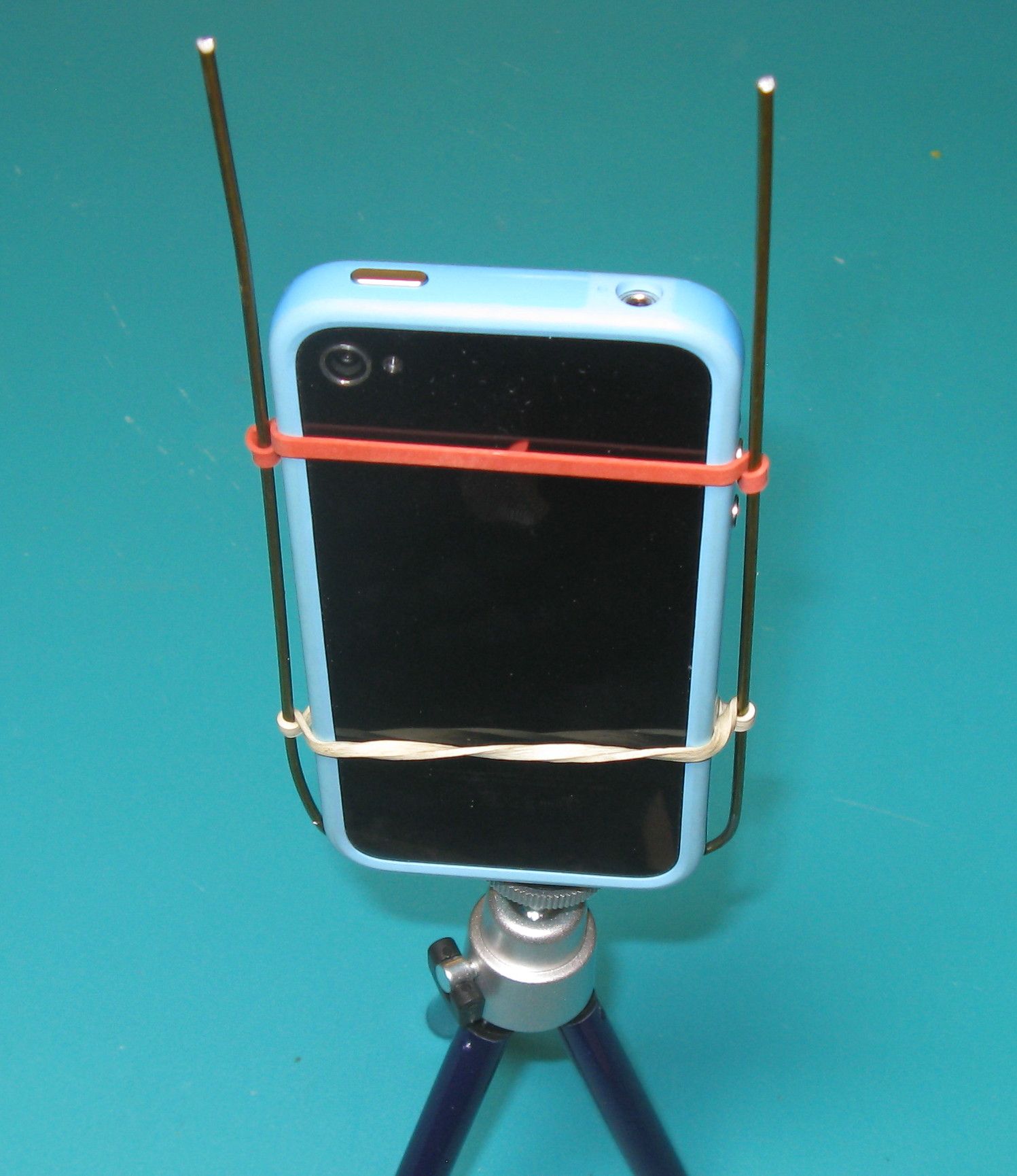 Nearly Free IPhone Tripod Adapter : 9 Steps - Instructables
