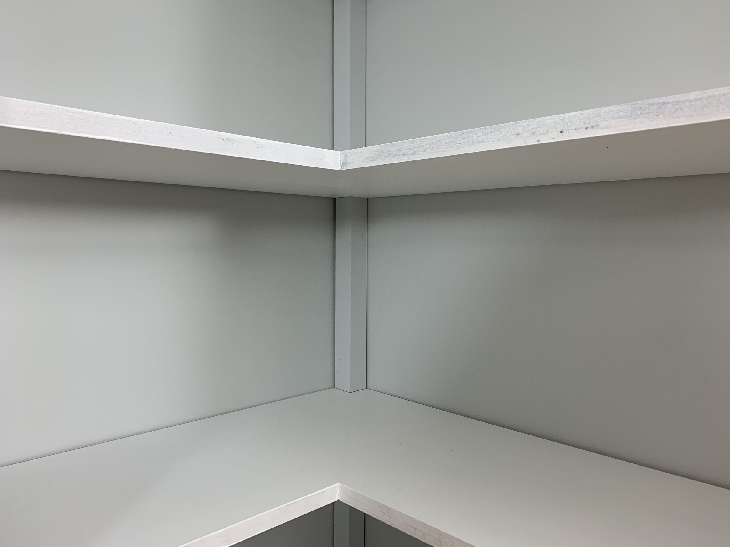 Build Your Own Hardwood Built-In Bookcases! : 8 Steps (with Pictures ...