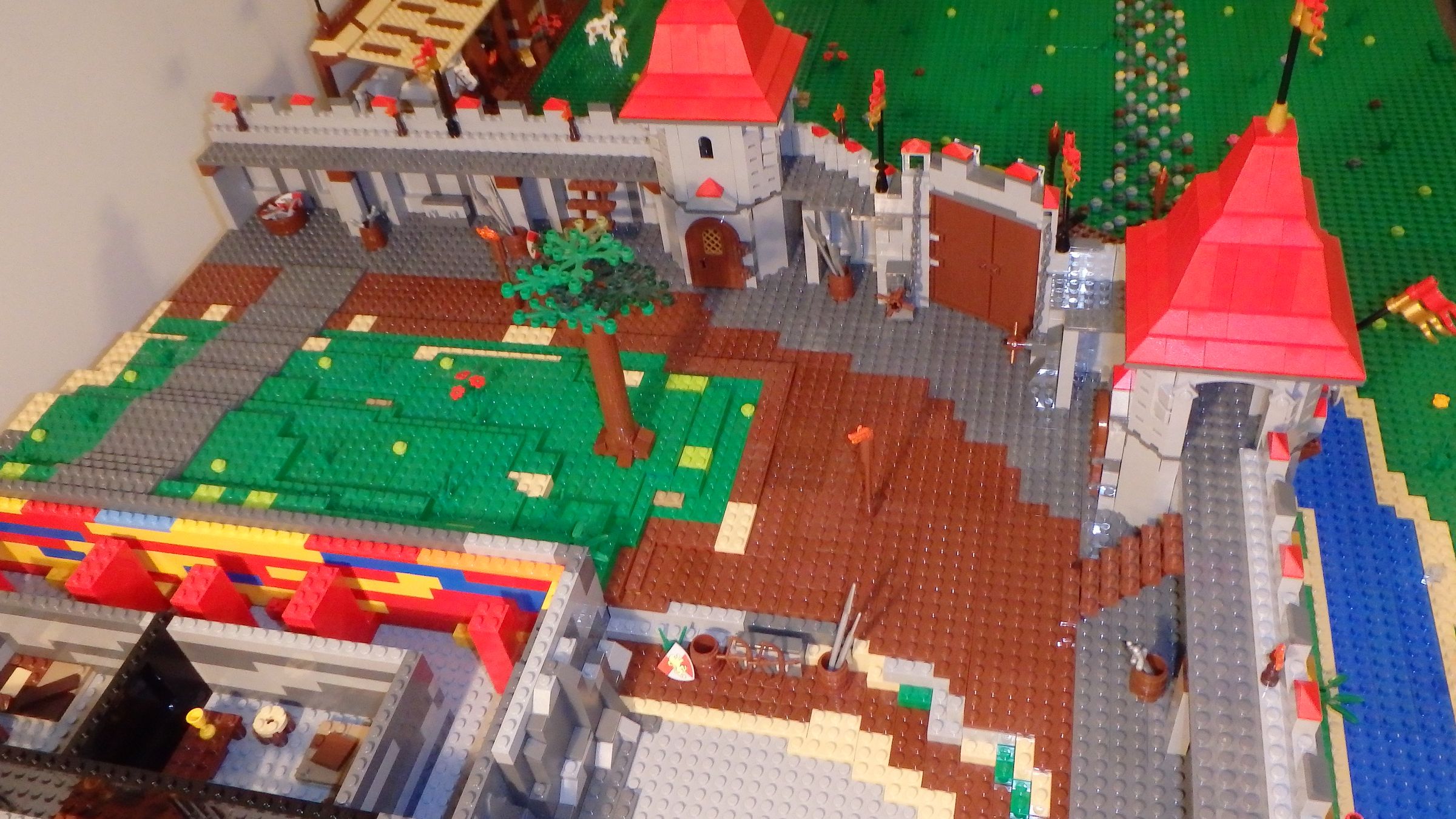Custom Lego Castle : 14 Steps (with Pictures) - Instructables