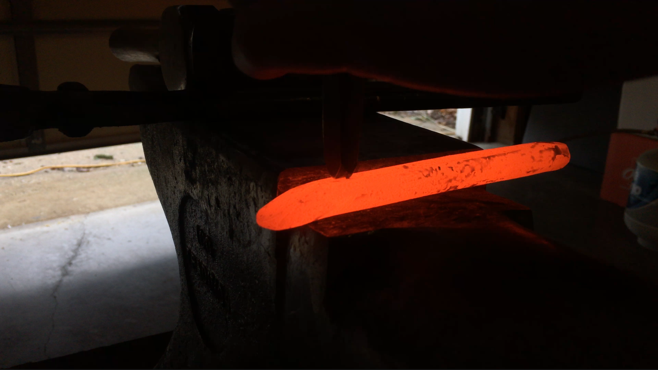 HAND FORGED Cold Chisel, From a Rusty Old Coil Spring : 10 Steps (with ...