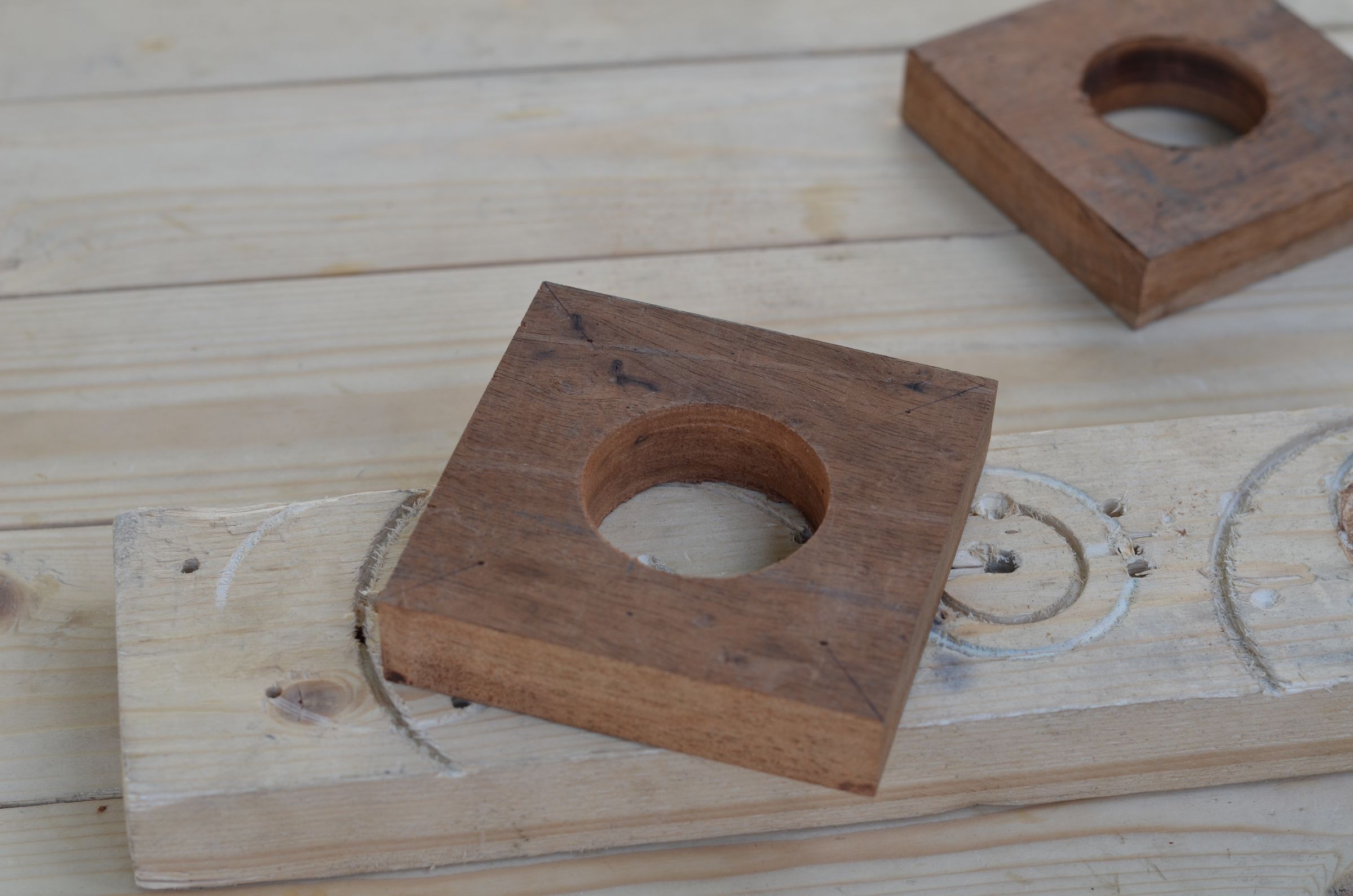 DIY Classic Hour Glass : 11 Steps (with Pictures) - Instructables