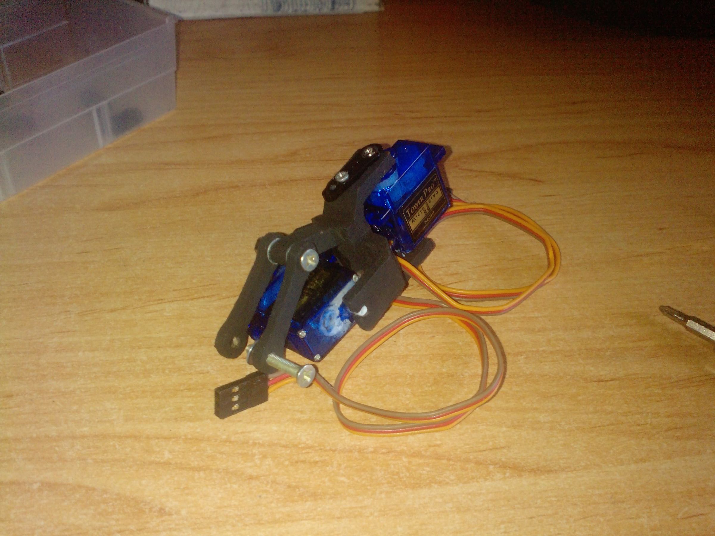 DIY Handmade Hexapod With Arduino (Hexdrake) : 19 Steps (with Pictures) - Instructables