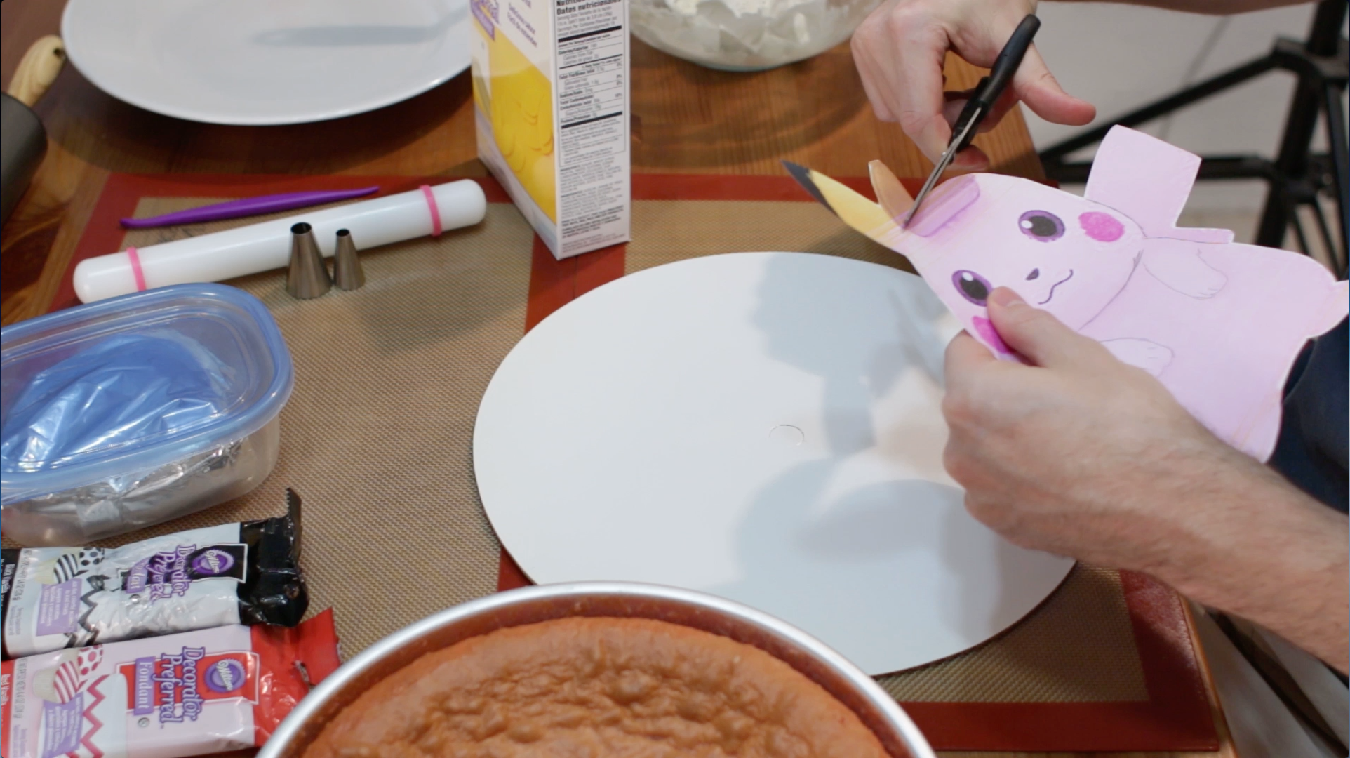 Pokémon Detective Pikachu Cake : 19 Steps (with Pictures) - Instructables