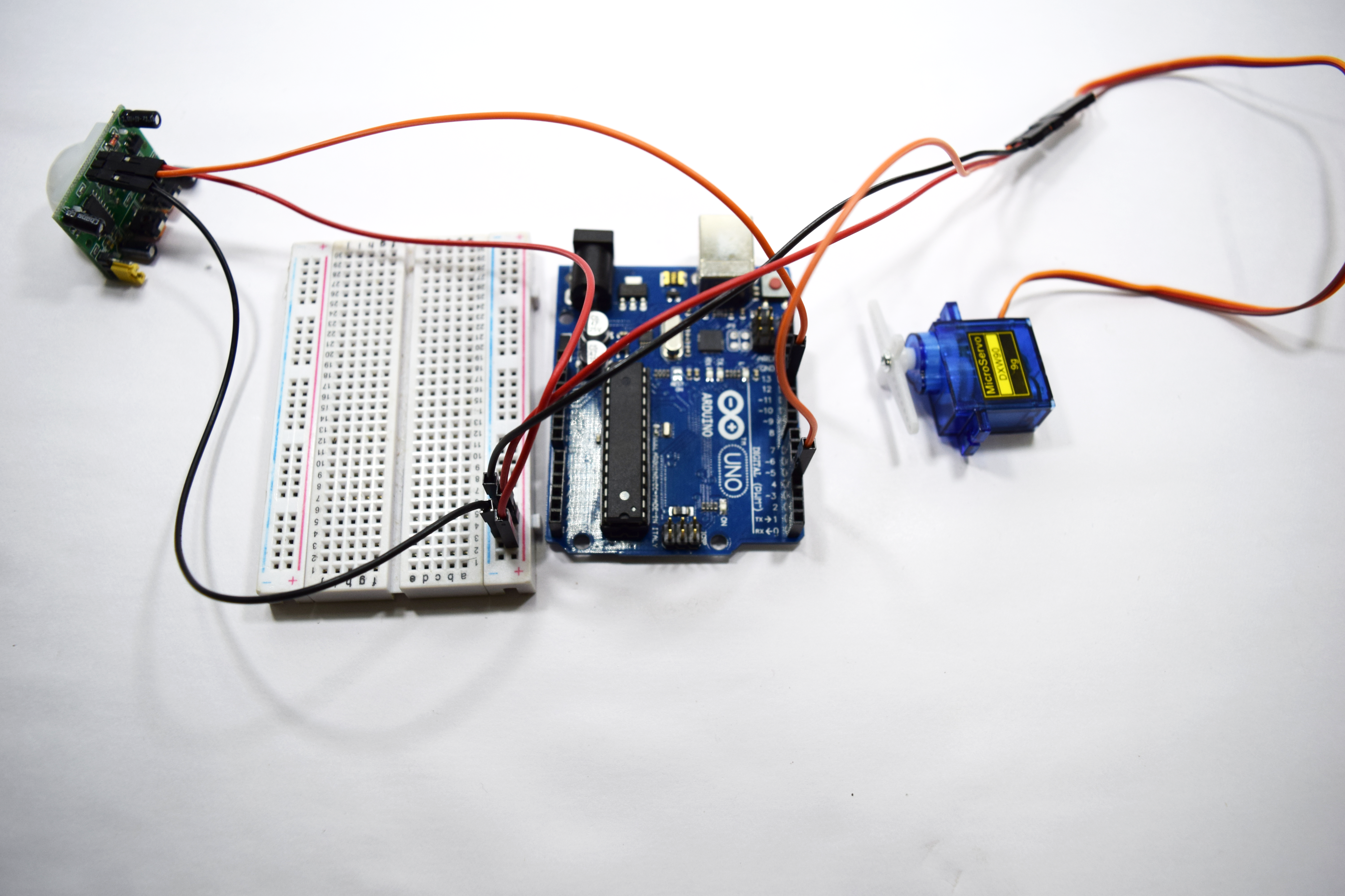 Control Servo Using PIR Sensor : 5 Steps (with Pictures) - Instructables