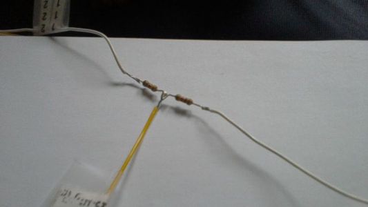 3 Easy Steps to Make a Voltage Divider : 3 Steps - Instructables